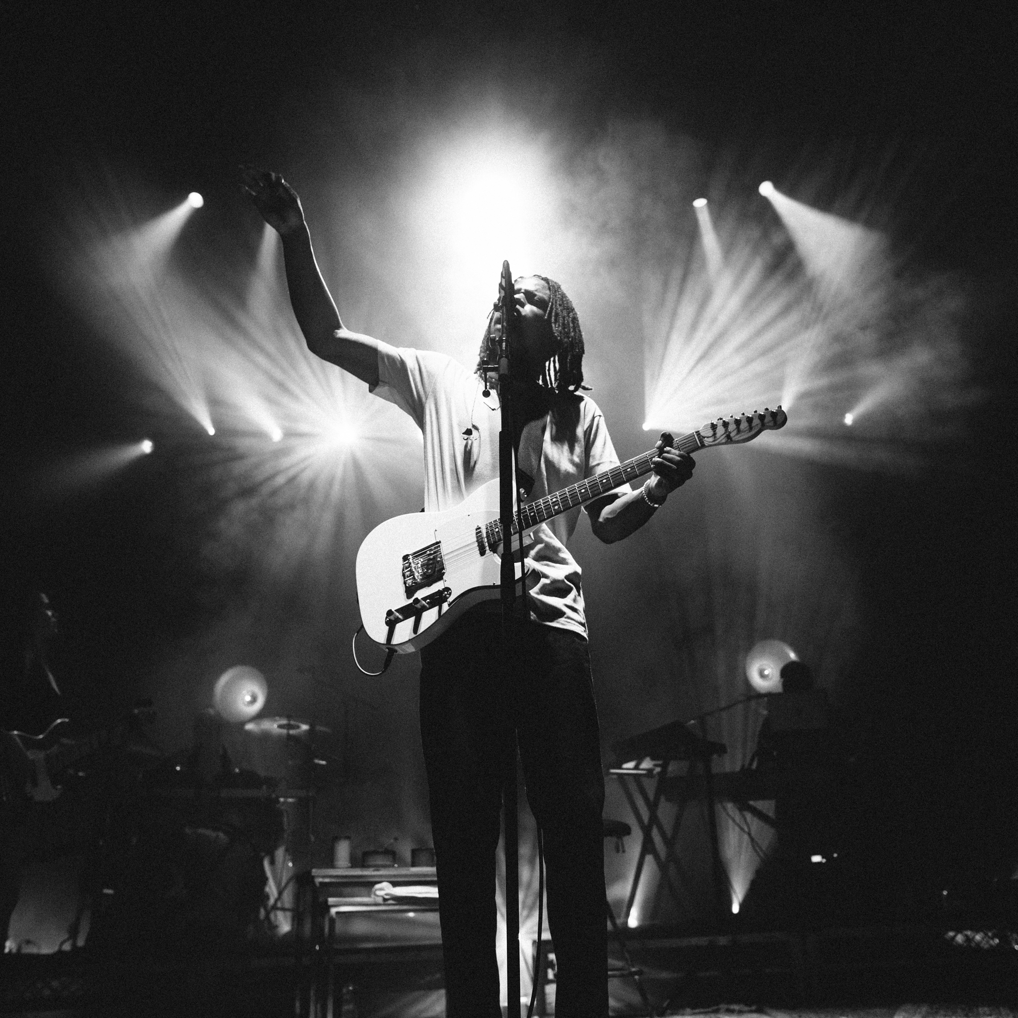 Daniel Caesar - Enmore Theatre | SAVETONIGHT