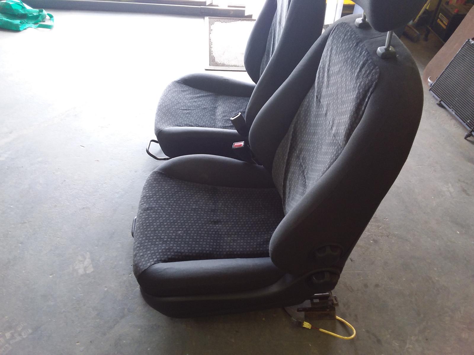 Front Seat Commodore Holden 2005