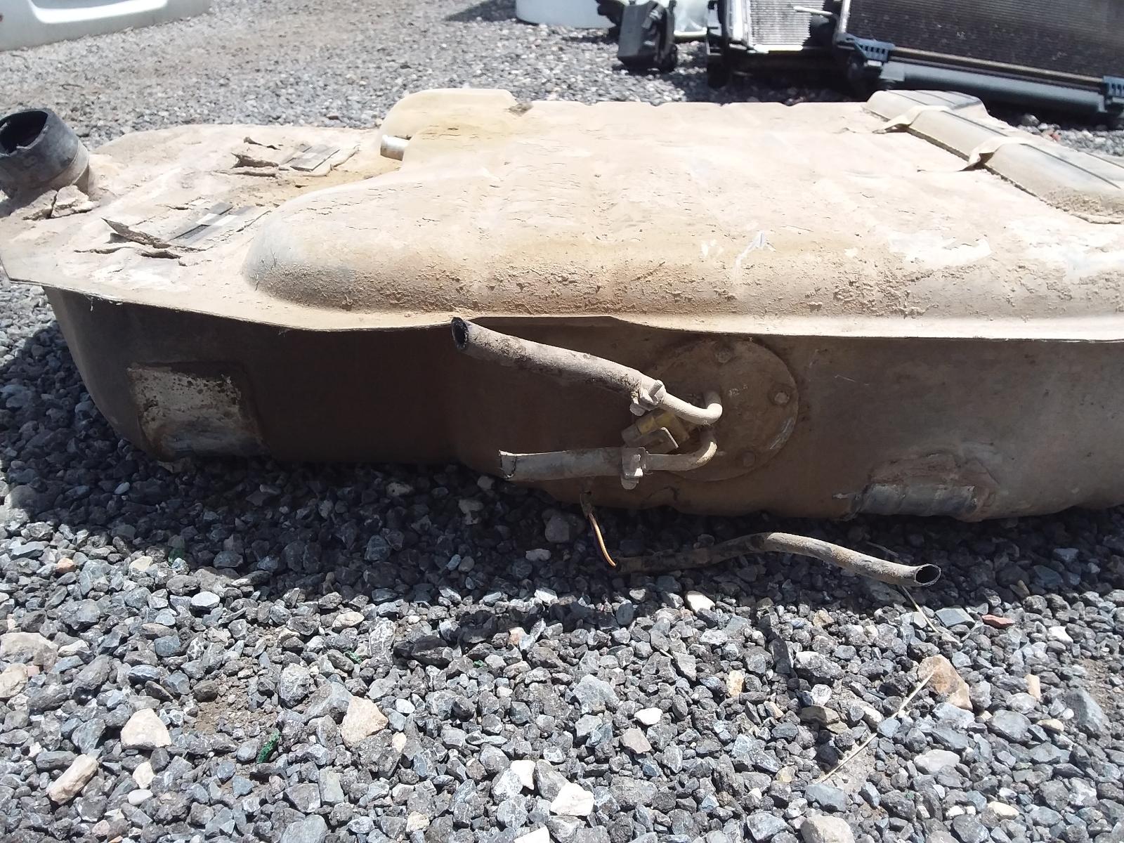 Fuel Tank Commodore Holden 1995