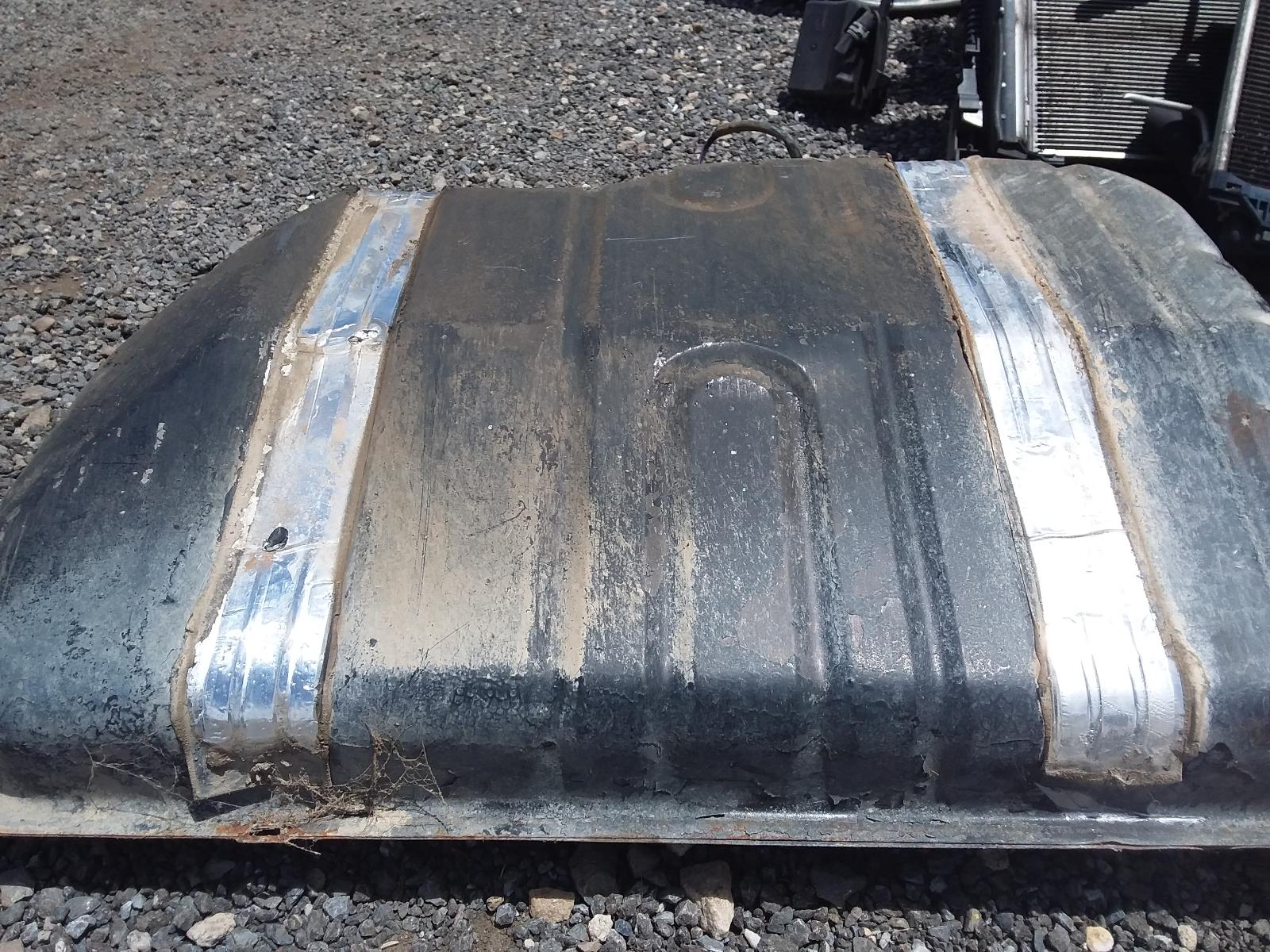 Fuel Tank Commodore Holden 1995