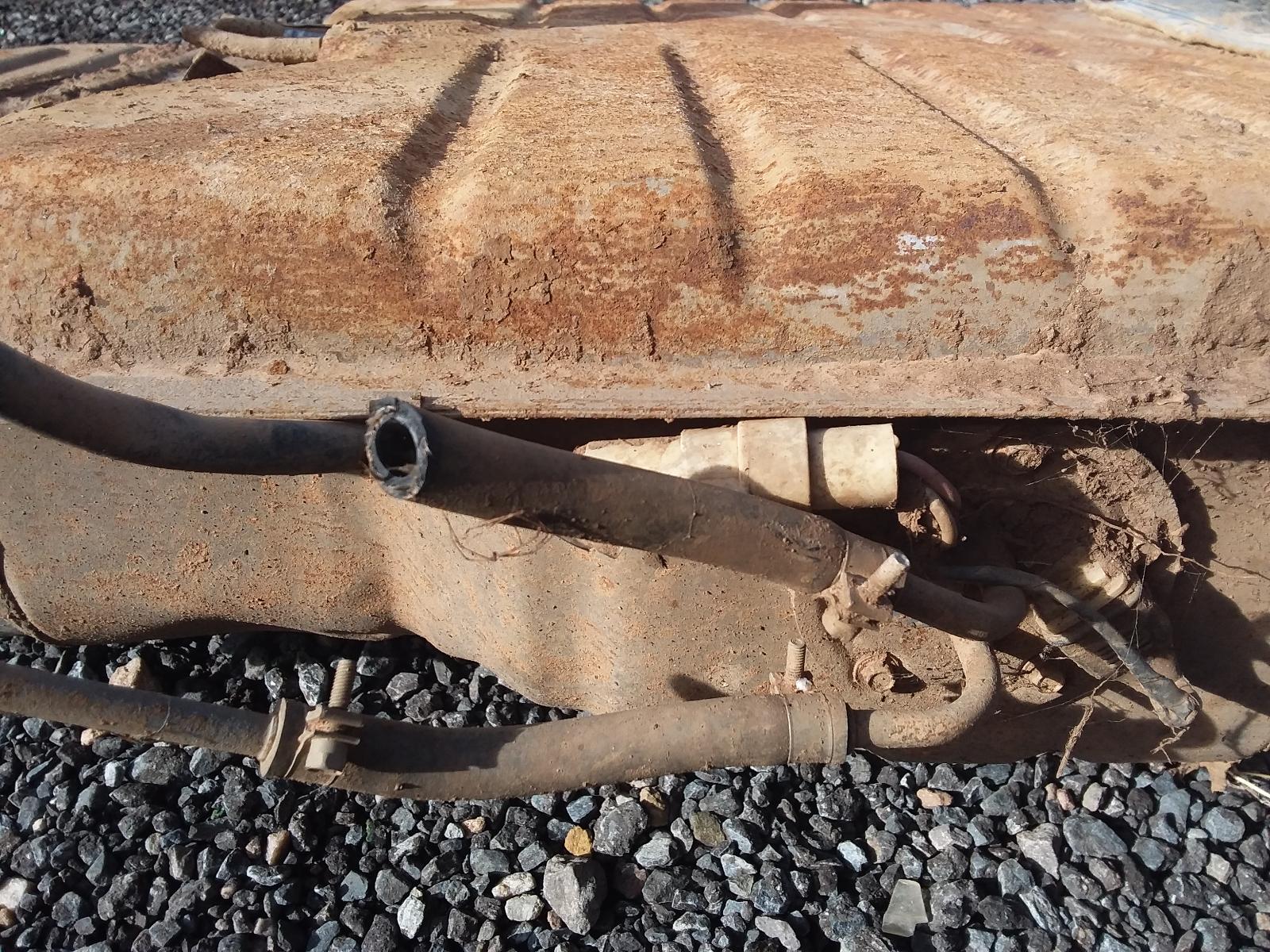 Fuel Tank Commodore Holden 1992