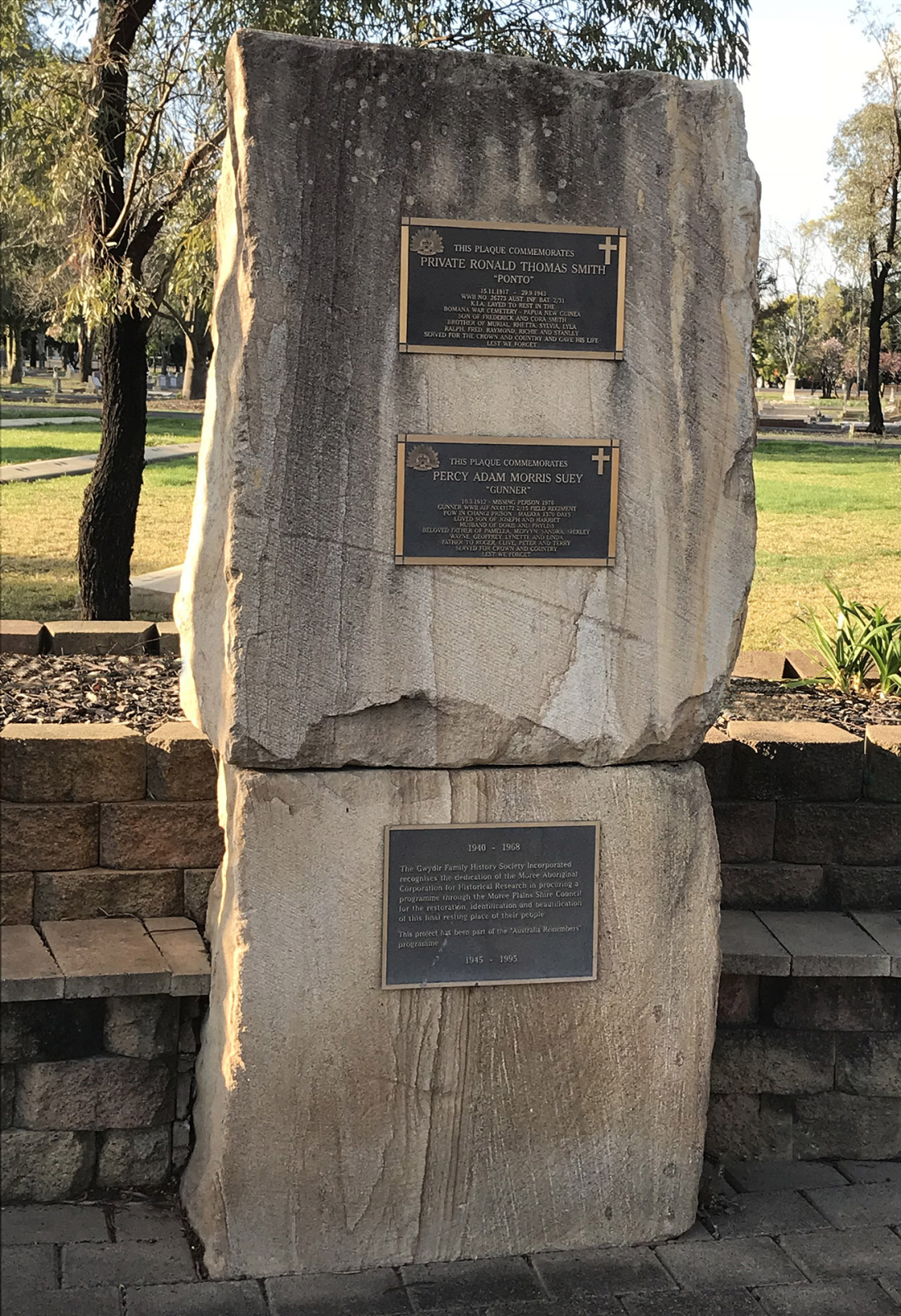 Gunner Percy Adam Morris Suey Memorial Plaque Moree NSW War Memorials Register gunner-percy-adam-morris-suey-memorial-plaque-moree-nsw-war-memorials-register
