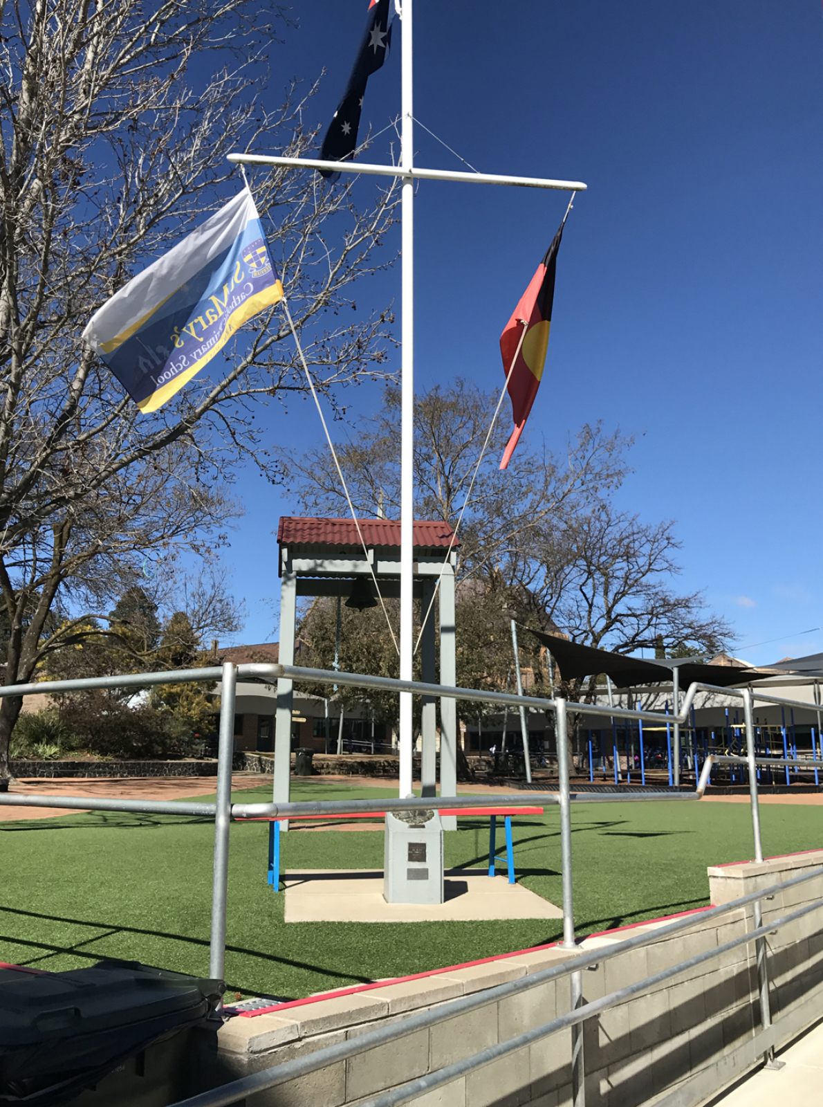 St Marys' Catholic Primary School Memorial, Armidale | NSW War ...