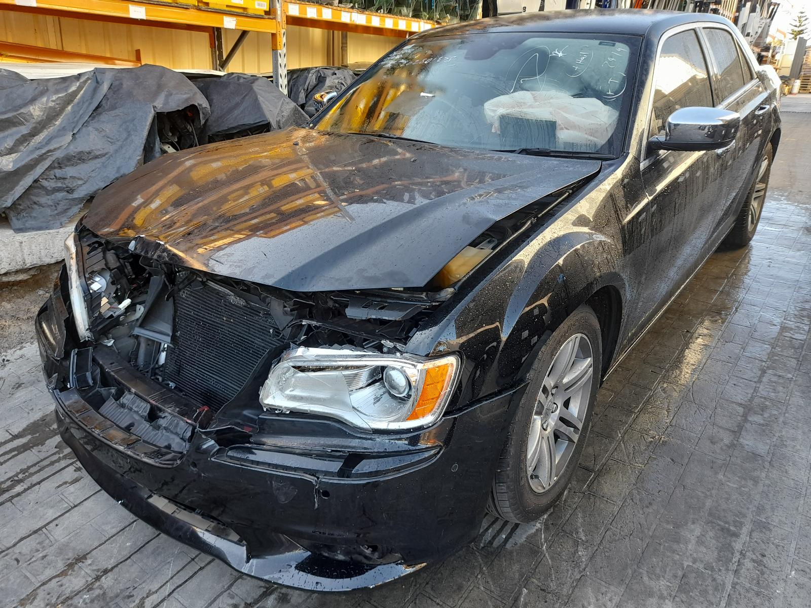 Air Cleaner Duct/Hos 300c Chrysler 2013