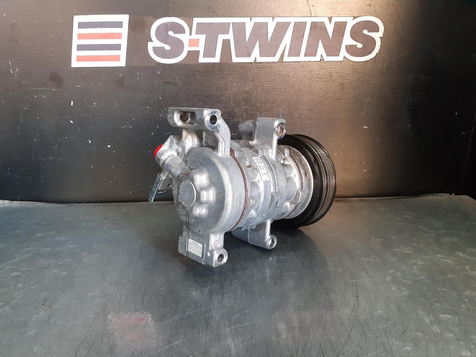 A/C Compressor Hilux Toyota 2021