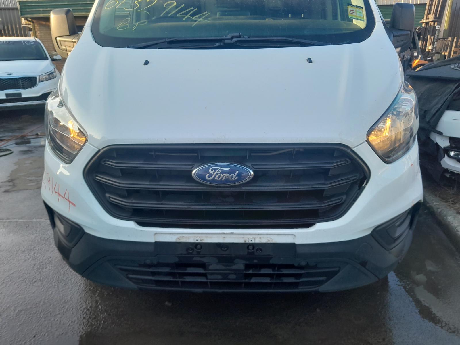 Overflow Bottle Transit Custom Ford 2020