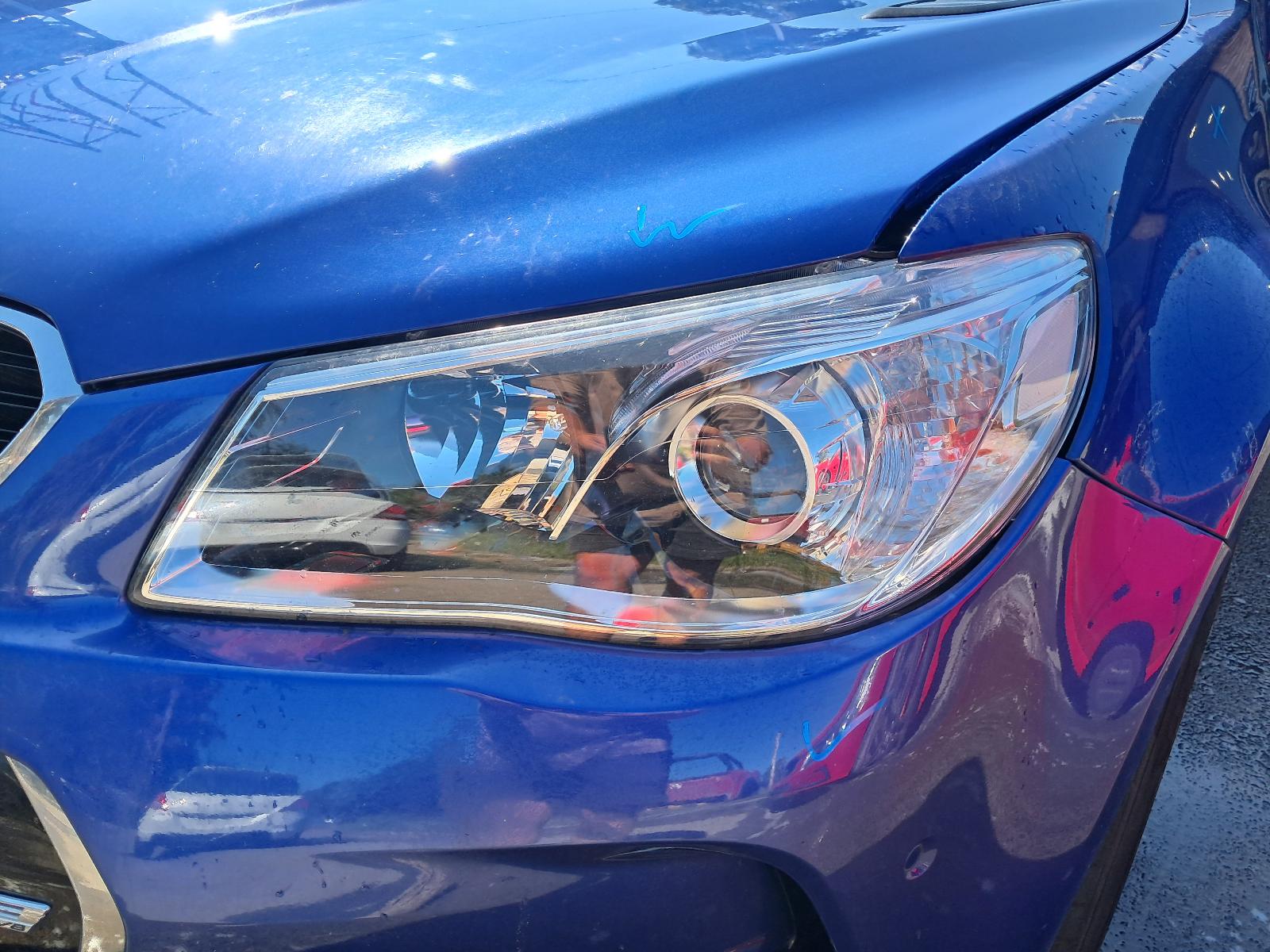 Console Commodore Holden 2016