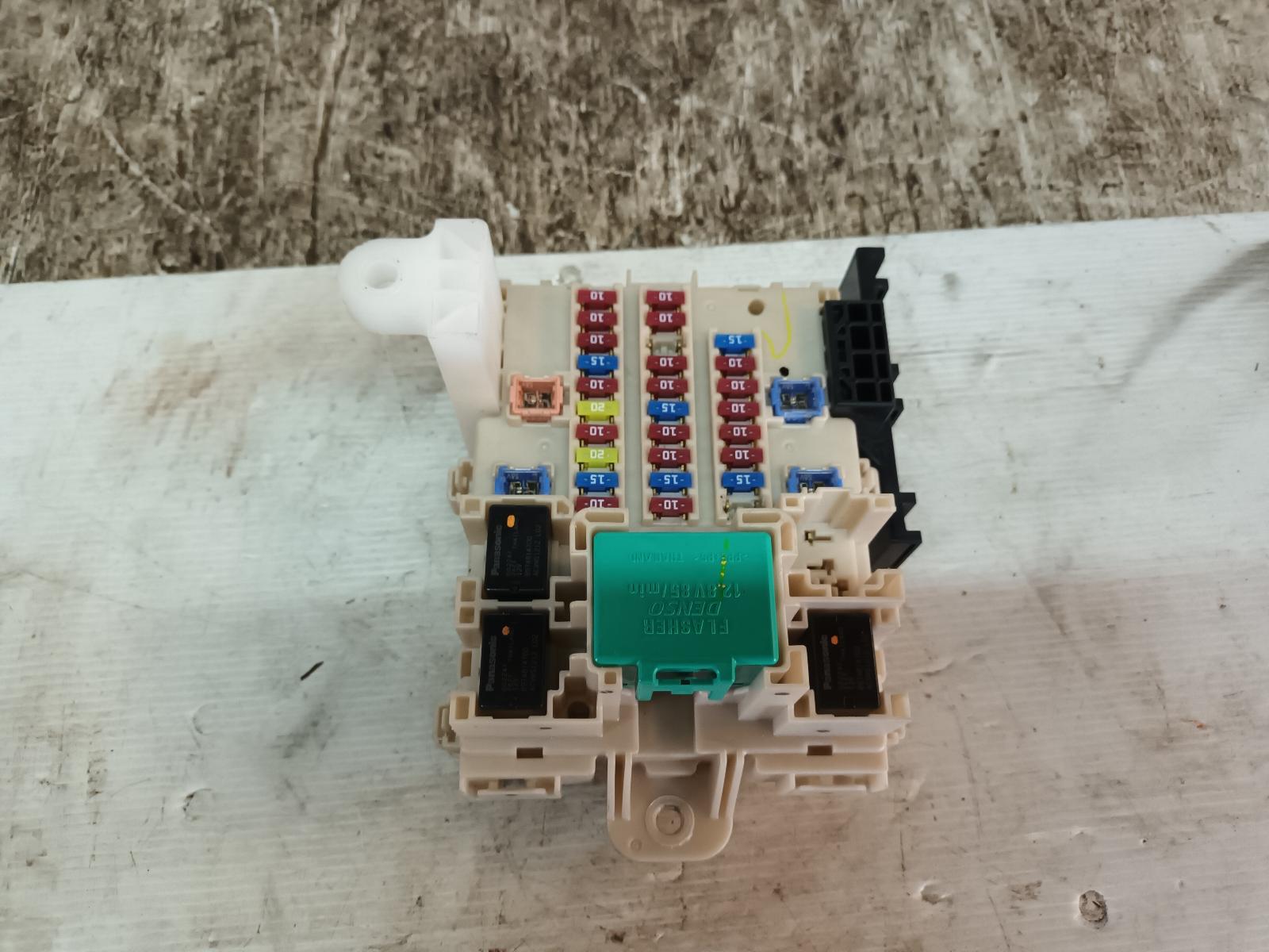 Fuse Box Dmax Isuzu 2020