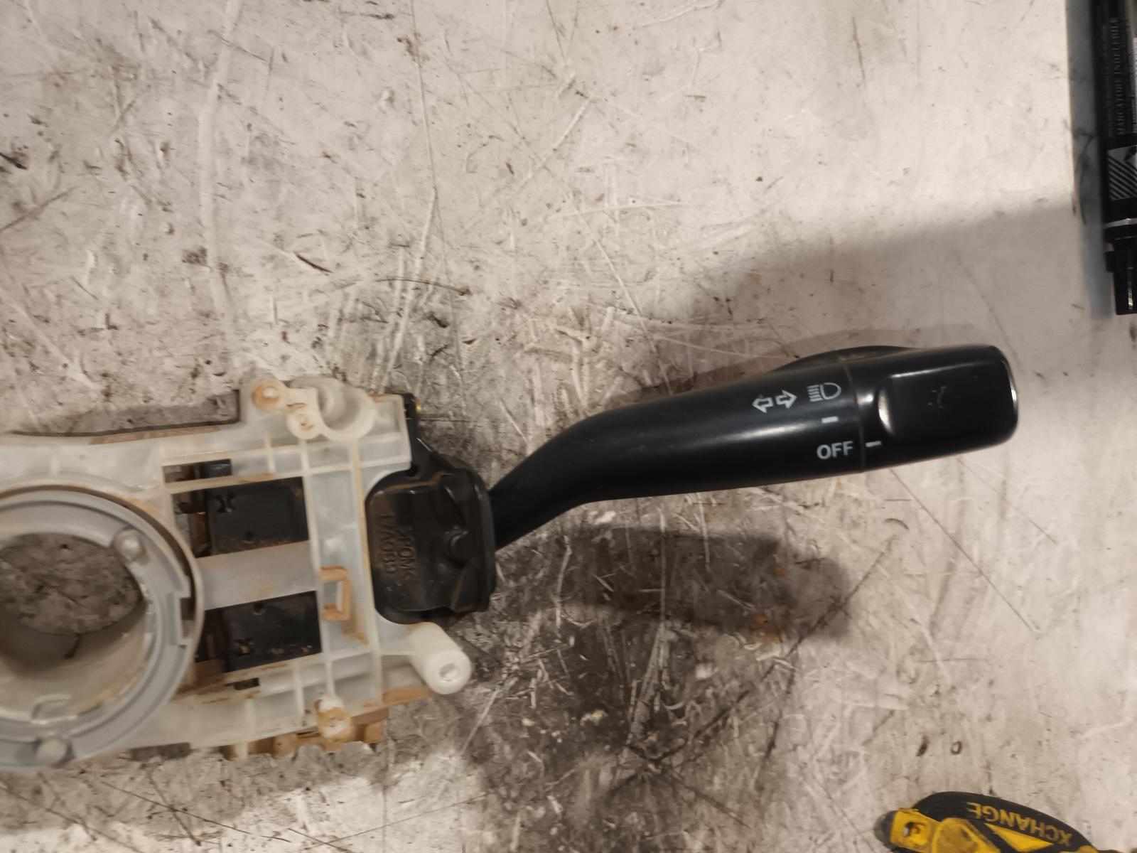 Combination Switch Hilux Toyota 2004