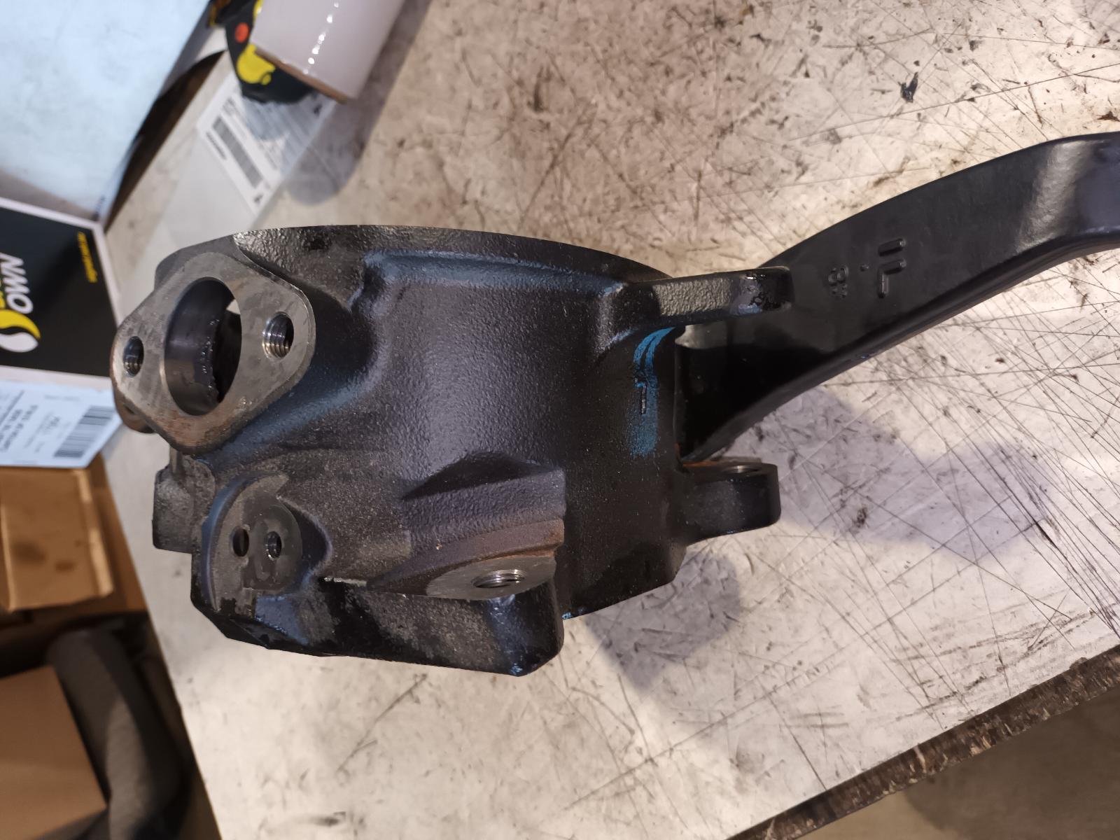 Swivel Hub Landcruiser Toyota 2022