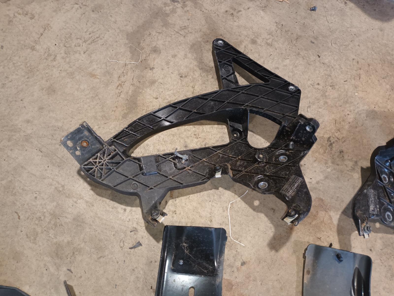 F/Bar Reinforc/Brack Silverado Chevrolet 2022