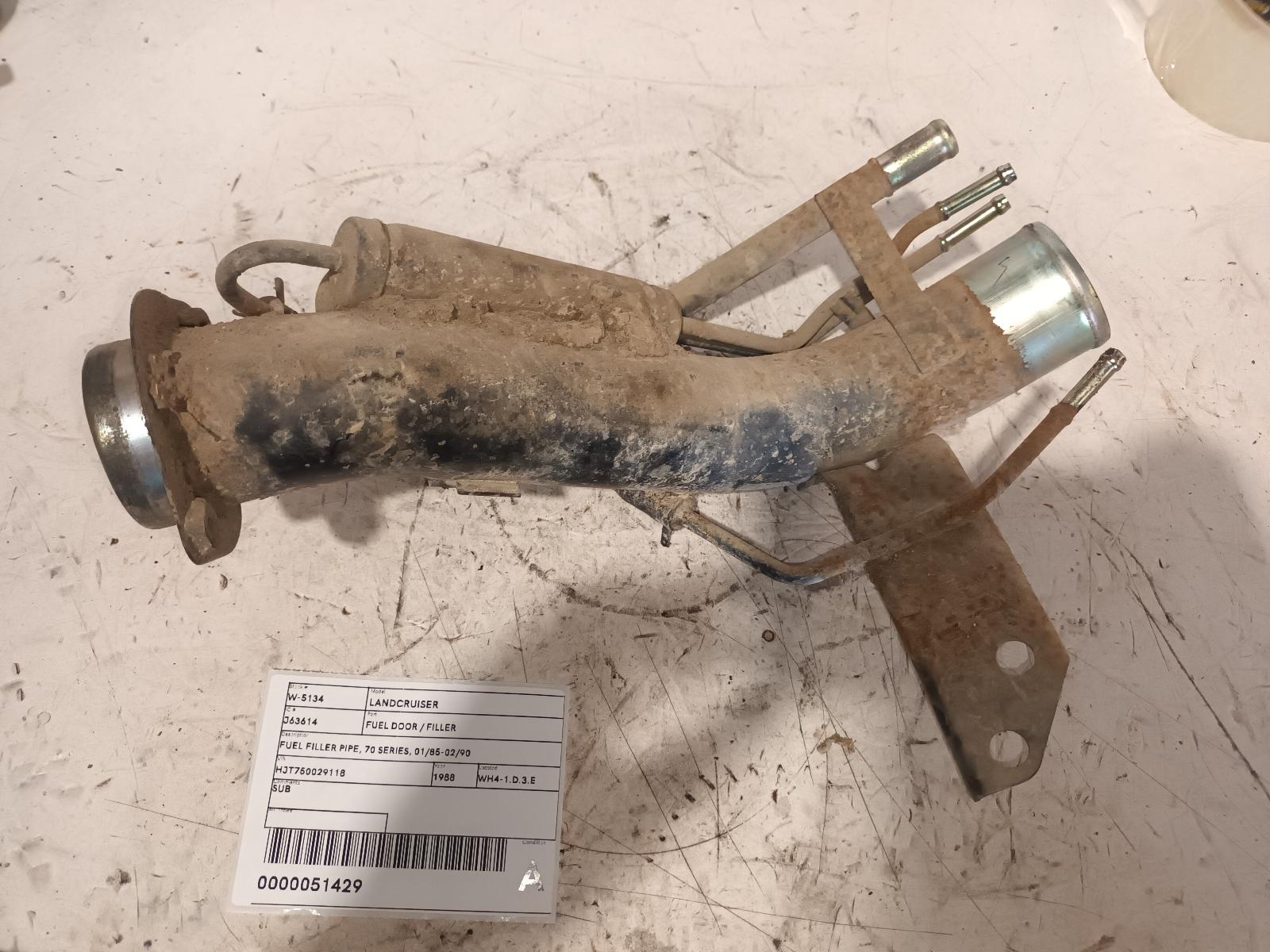 Fuel Door / Filler Landcruiser Toyota 1988