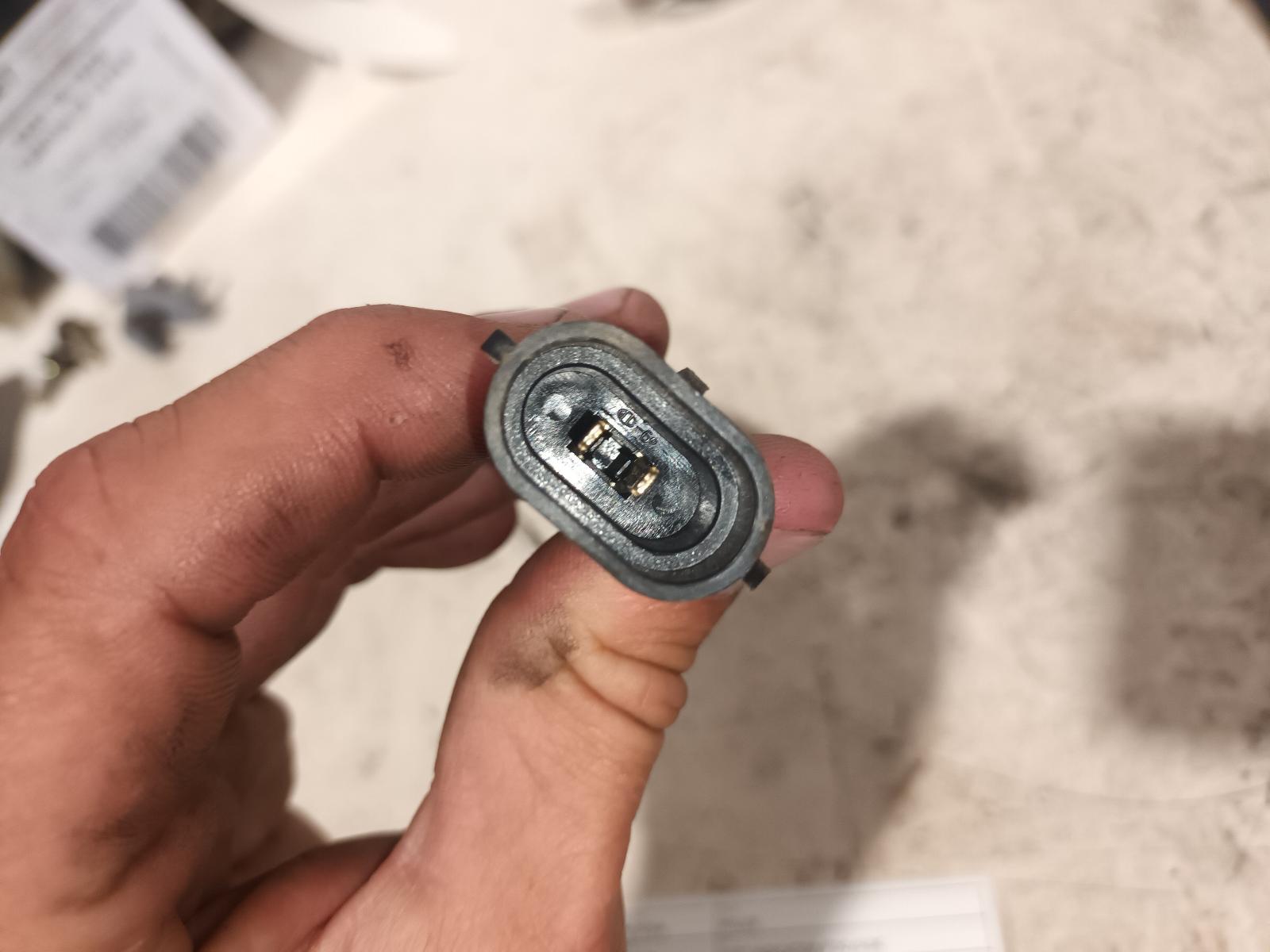 Left Indicator/Fog/Side Hilux Toyota 2018