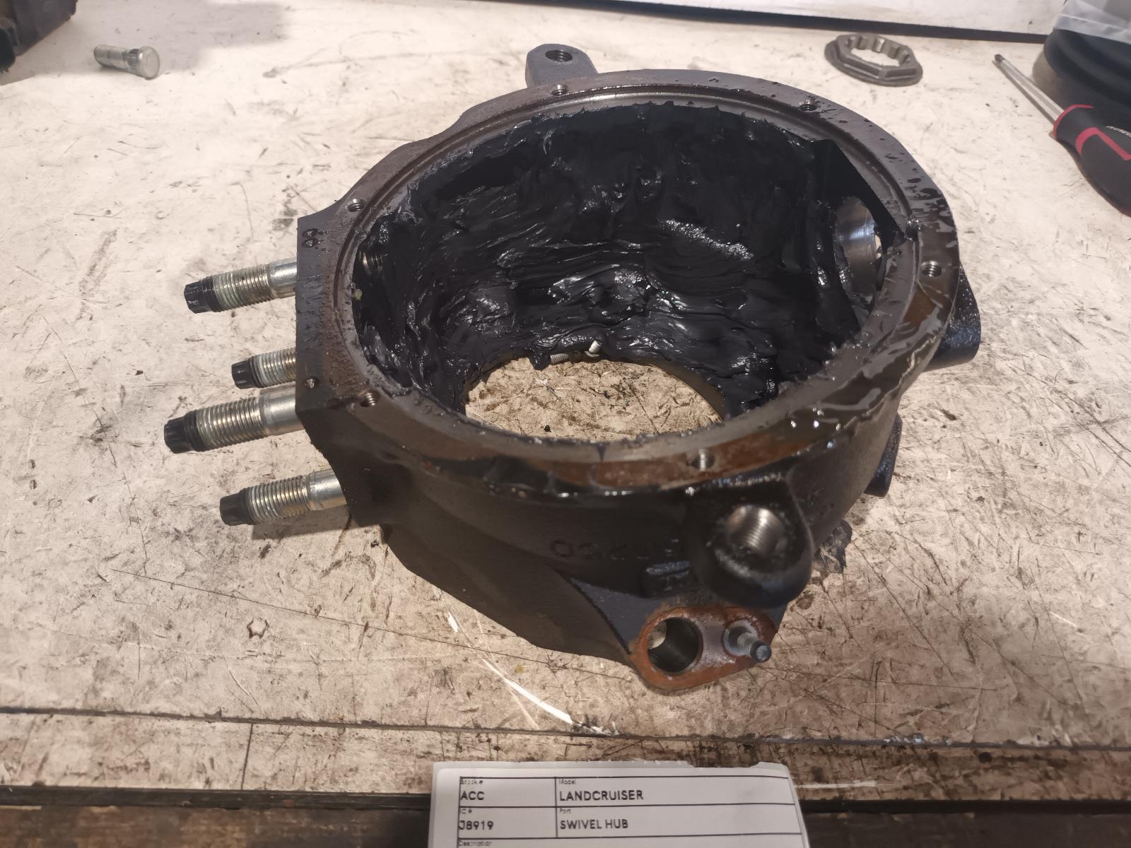 Swivel Hub Landcruiser Toyota 2023