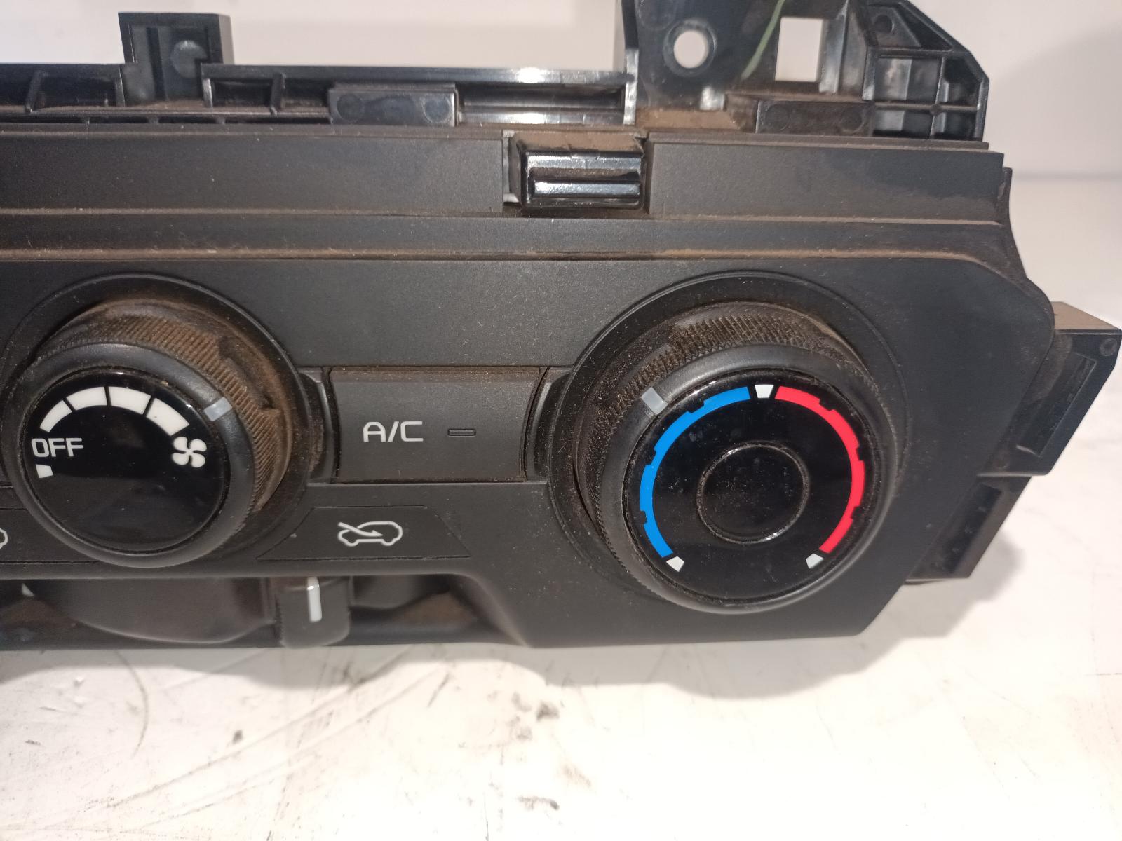 Heater/Ac Controls Dmax Isuzu 2021
