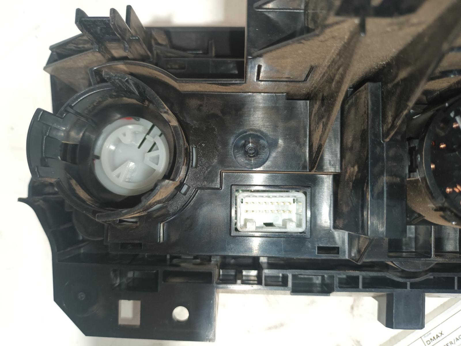 Heater/Ac Controls Dmax Isuzu 2021