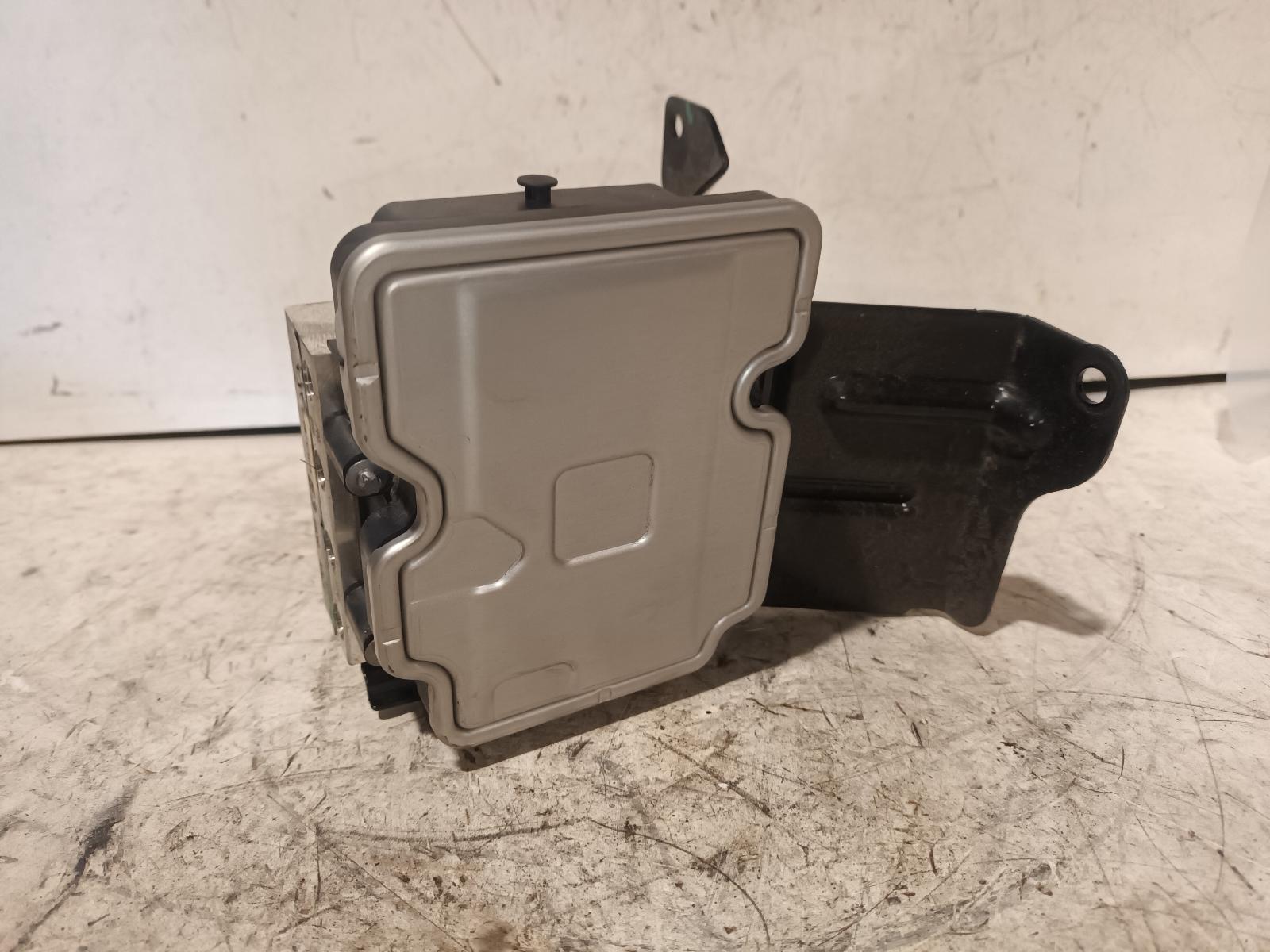 Abs Pump/Modulator Dmax Isuzu 2024