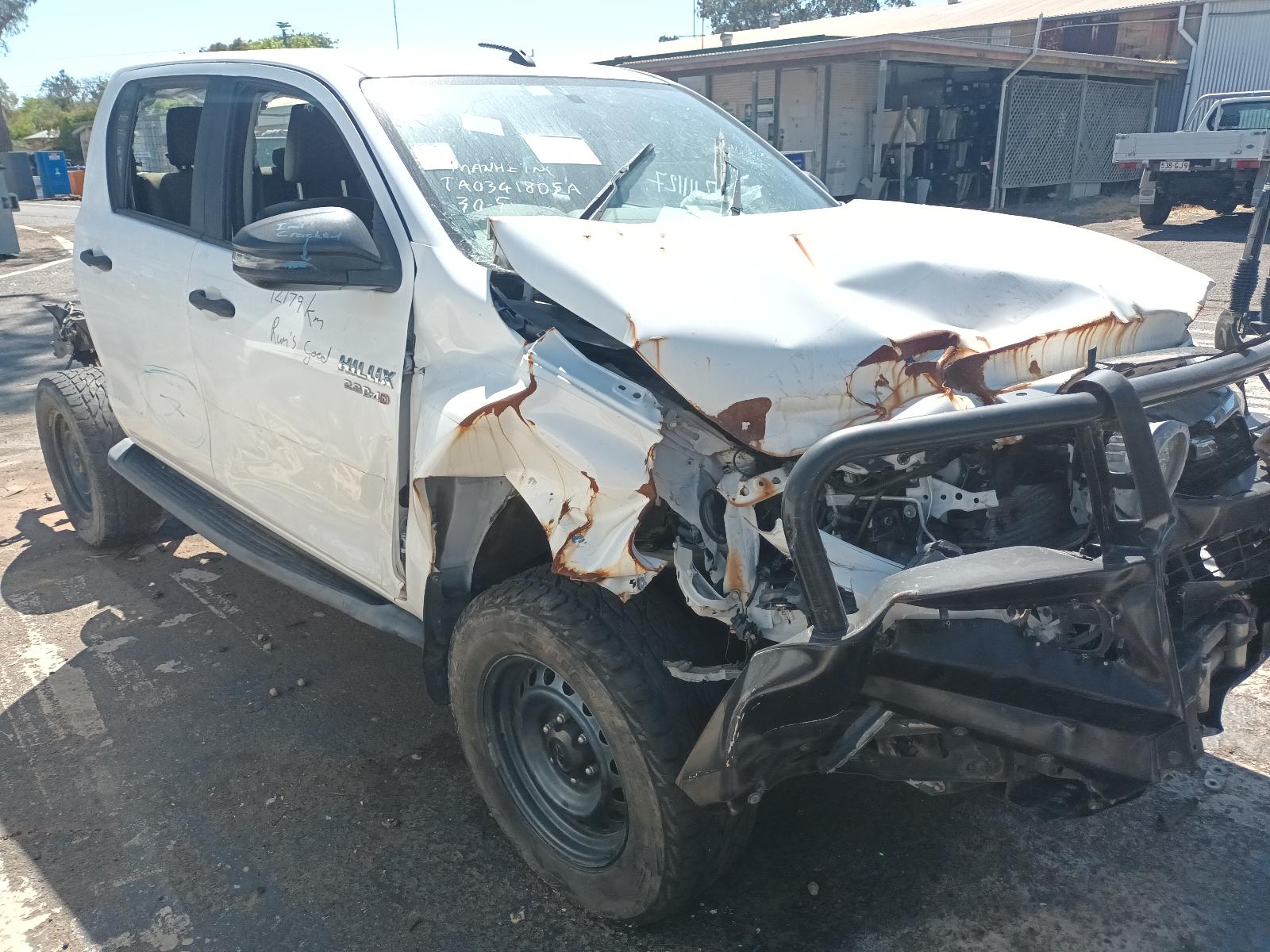 Left Indicator/Fog/Side Hilux Toyota 2018