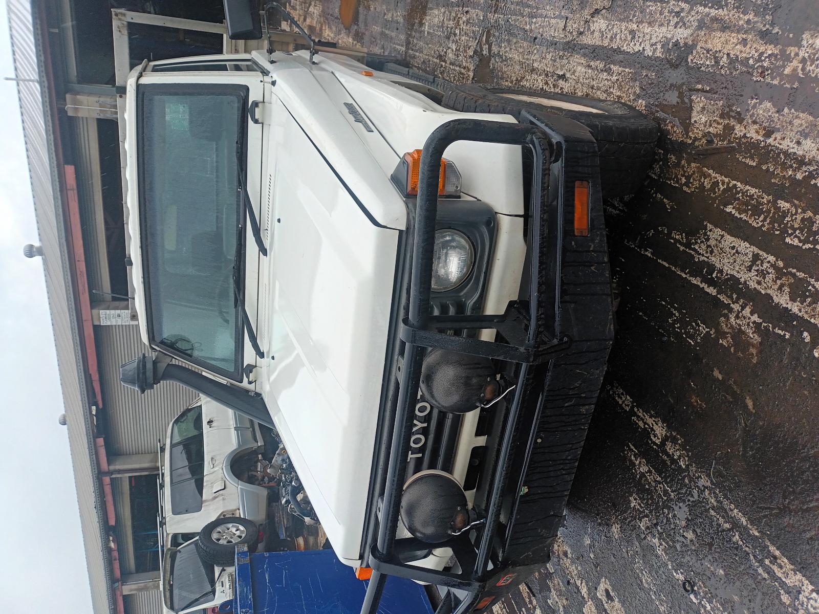 Ute Back Landcruiser Toyota 1993