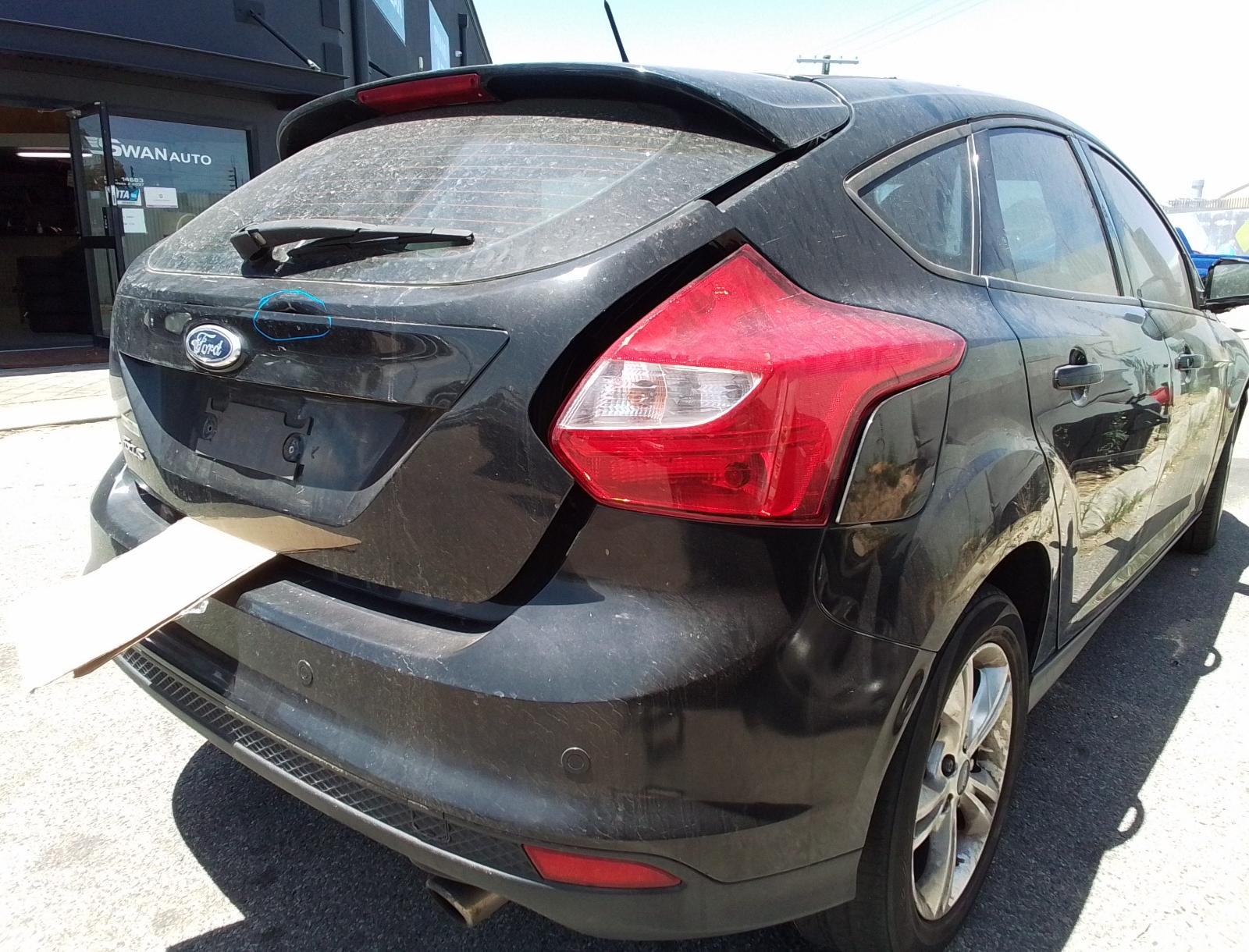 Rear Spoiler Focus Ford 2011