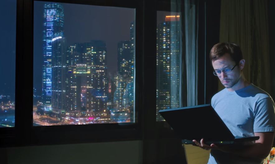 The official trailer for SNOWDEN is here - techAU