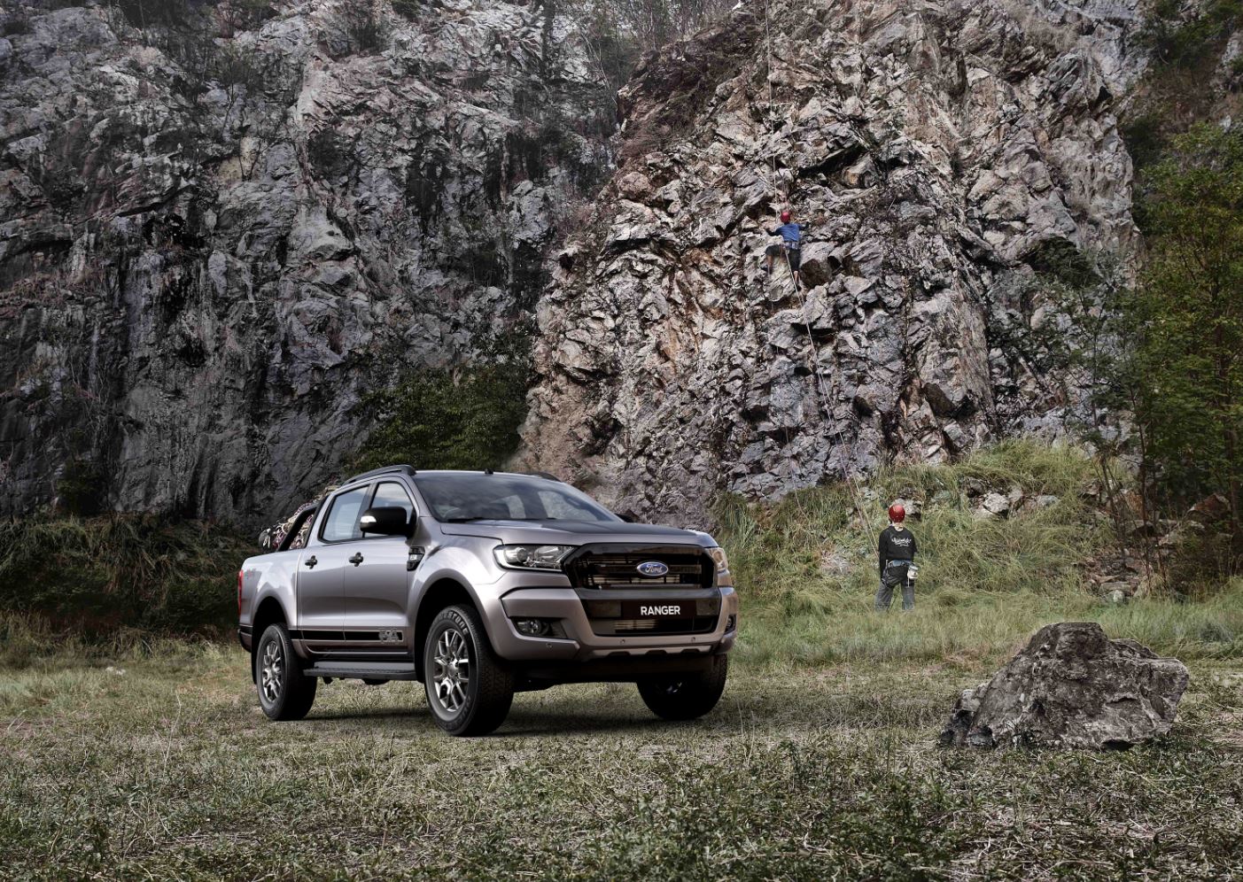 Ford's murdered-out Ranger FX4 looks the business on or off-road - techAU