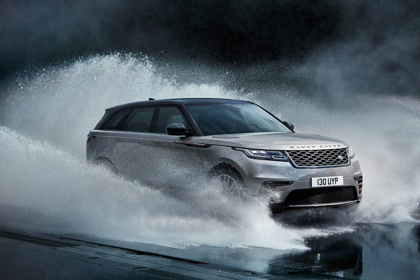 The new Range Rover Velar is stunningly futuristic - techAU