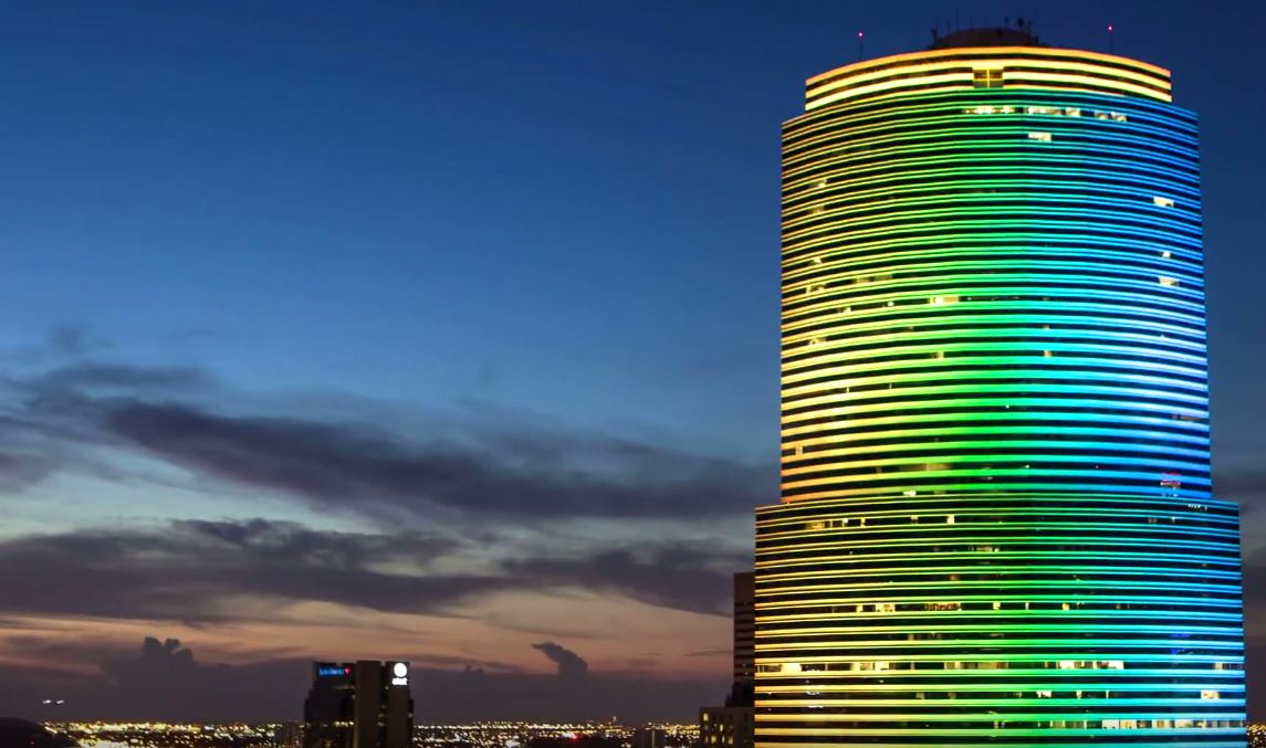 Philips lighting entire buildings with LEDs - techAU