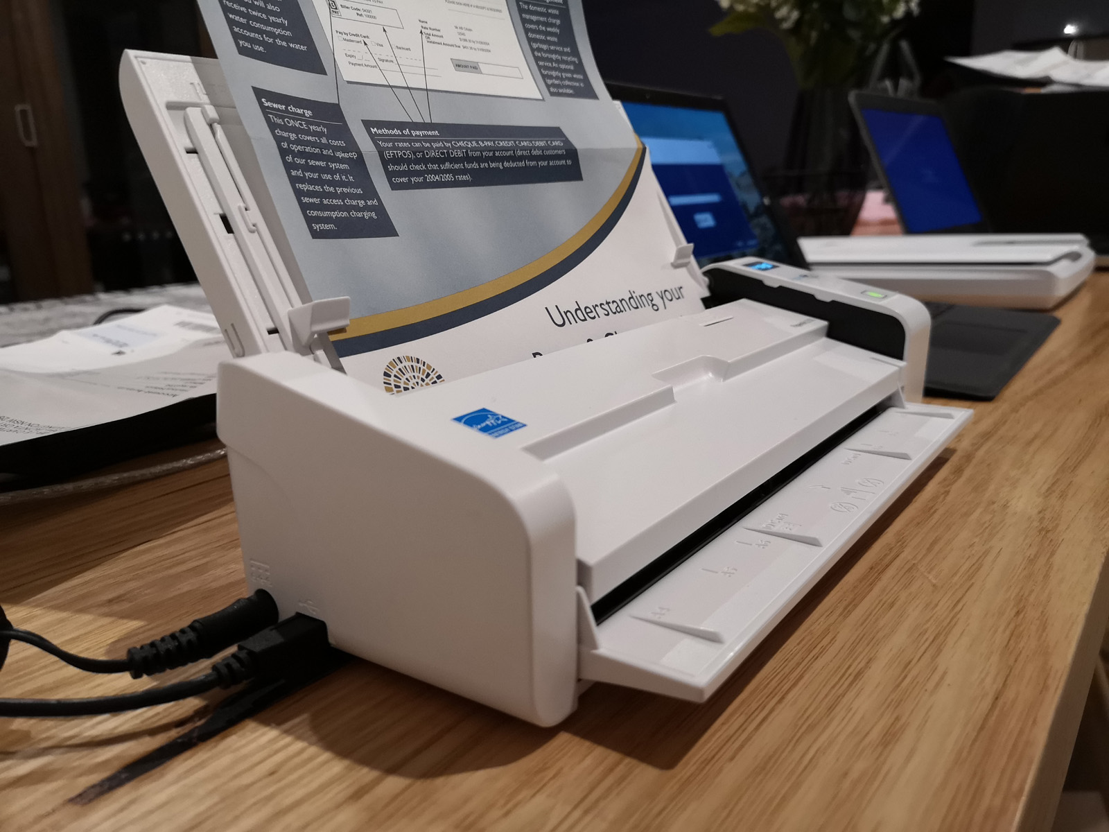 Review: PaperAir 215L, the portable scanner that simplifies paper to ...