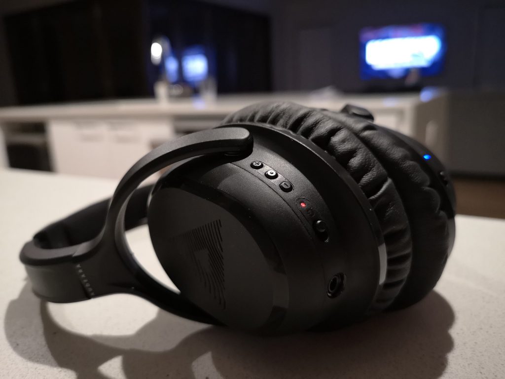 Review: Audeara A-01 headphones that personalise audio, specifically ...