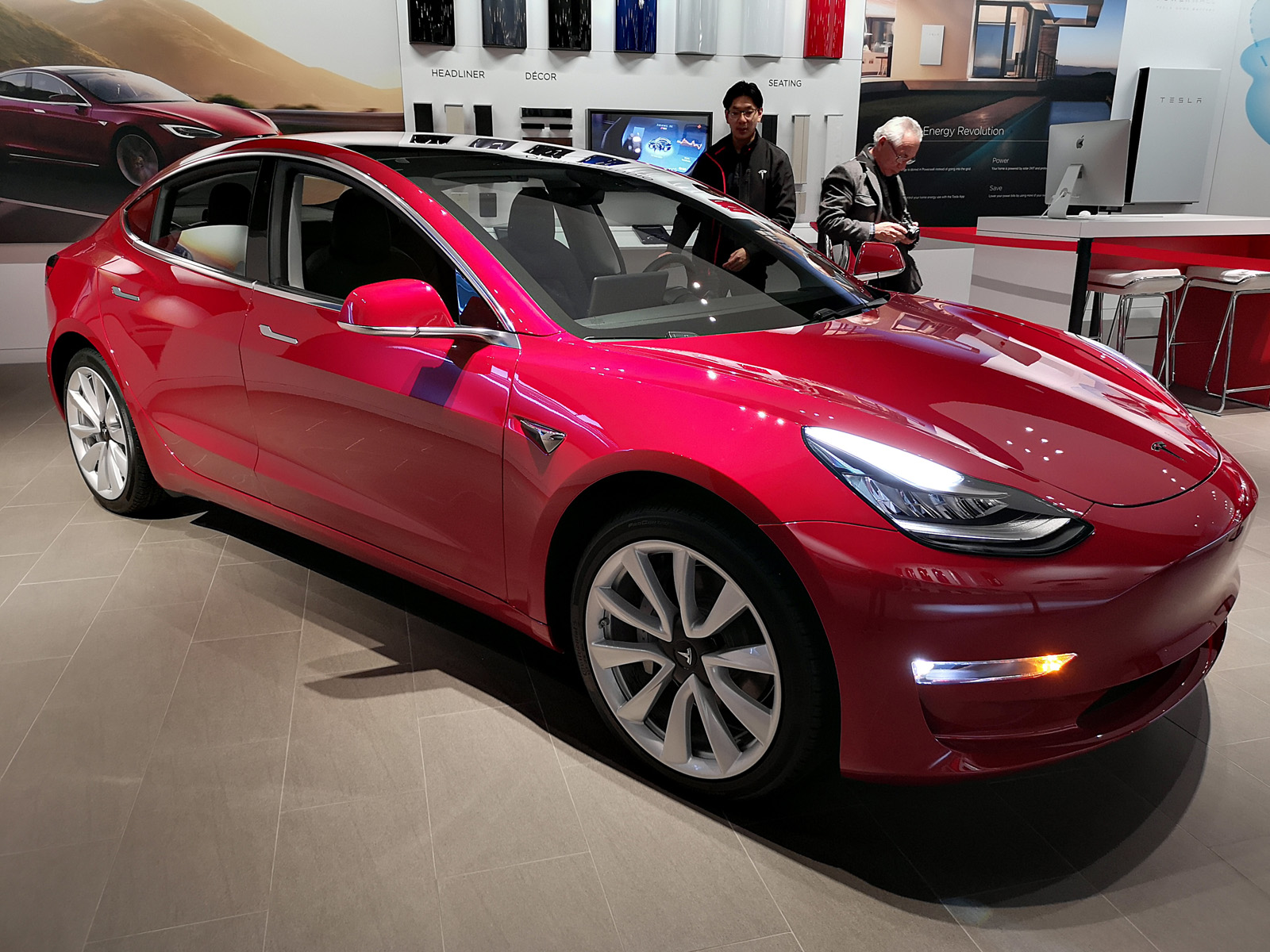 Visiting the Tesla Model 3 in Chadstone was revealing - techAU