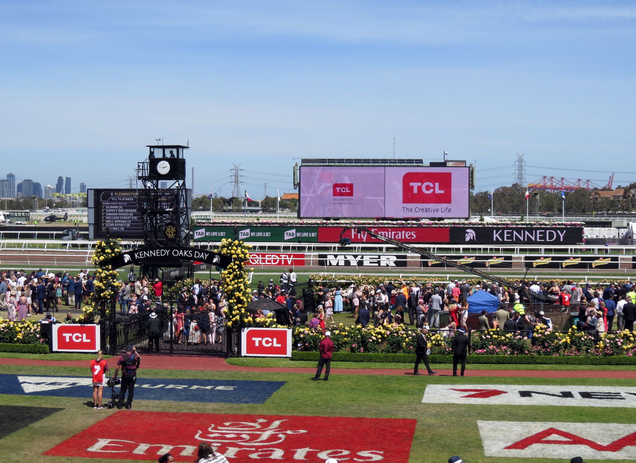 TCL sponsoring Melbourne Cup, bringing their 8KTV to Australia next ...