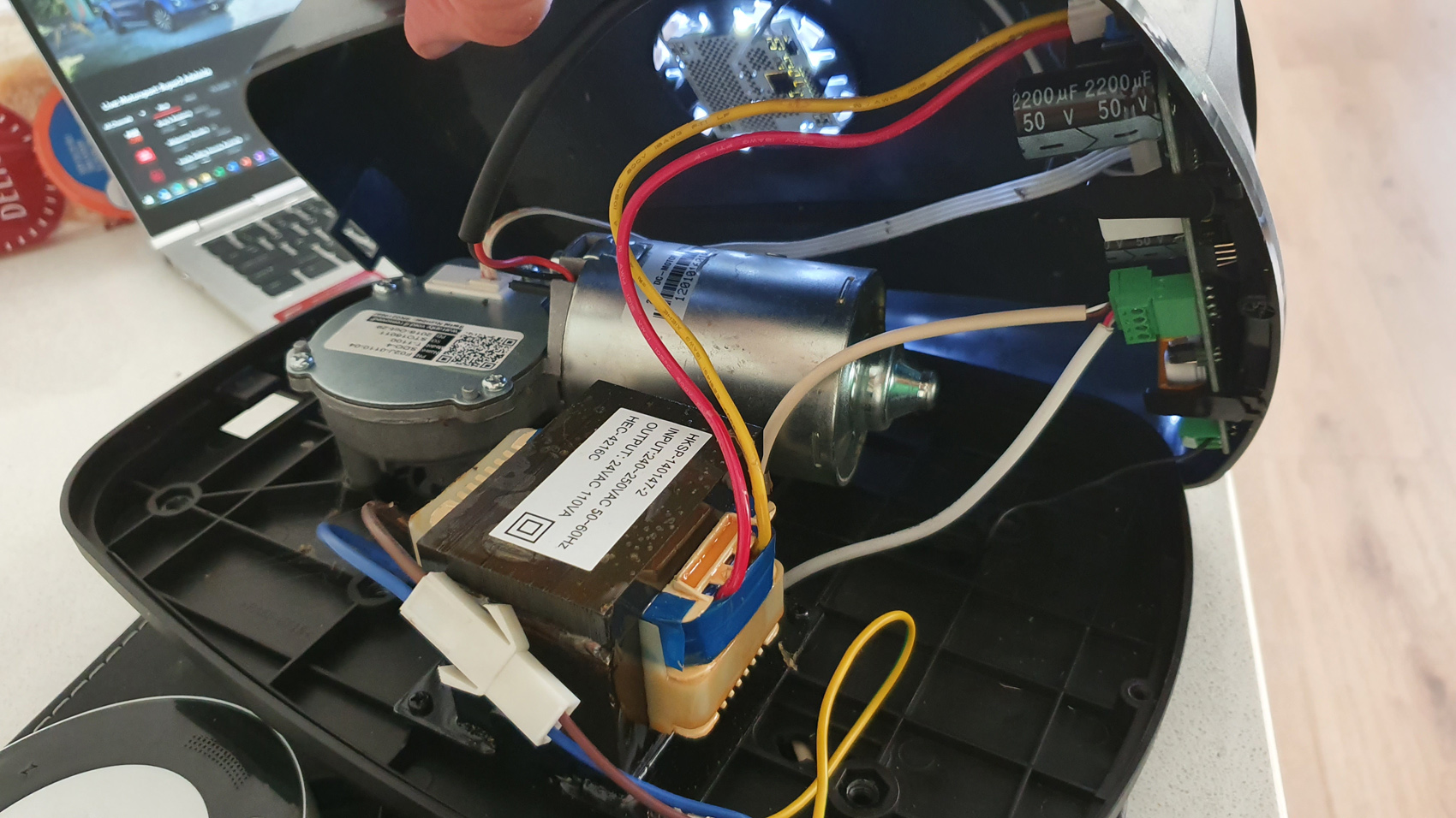 How-to: Make Tesla HomeLink work on the Model 3 in Australia - techAU