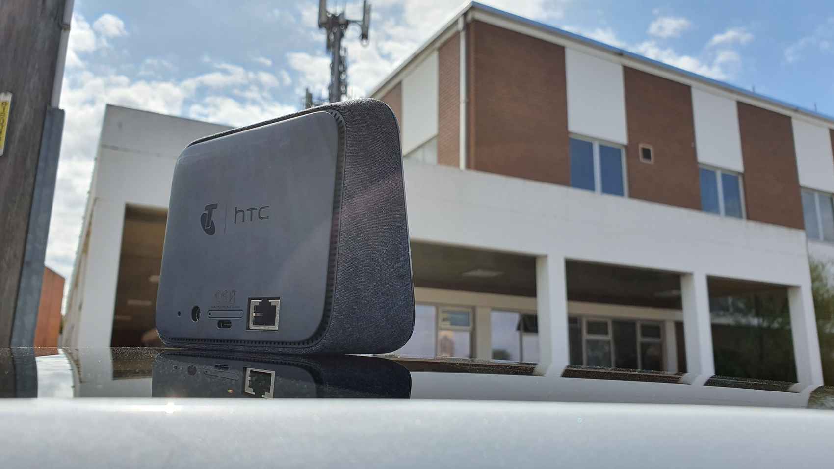 Review: HTC 5G hub on Telstra's growing 5G network - techAU