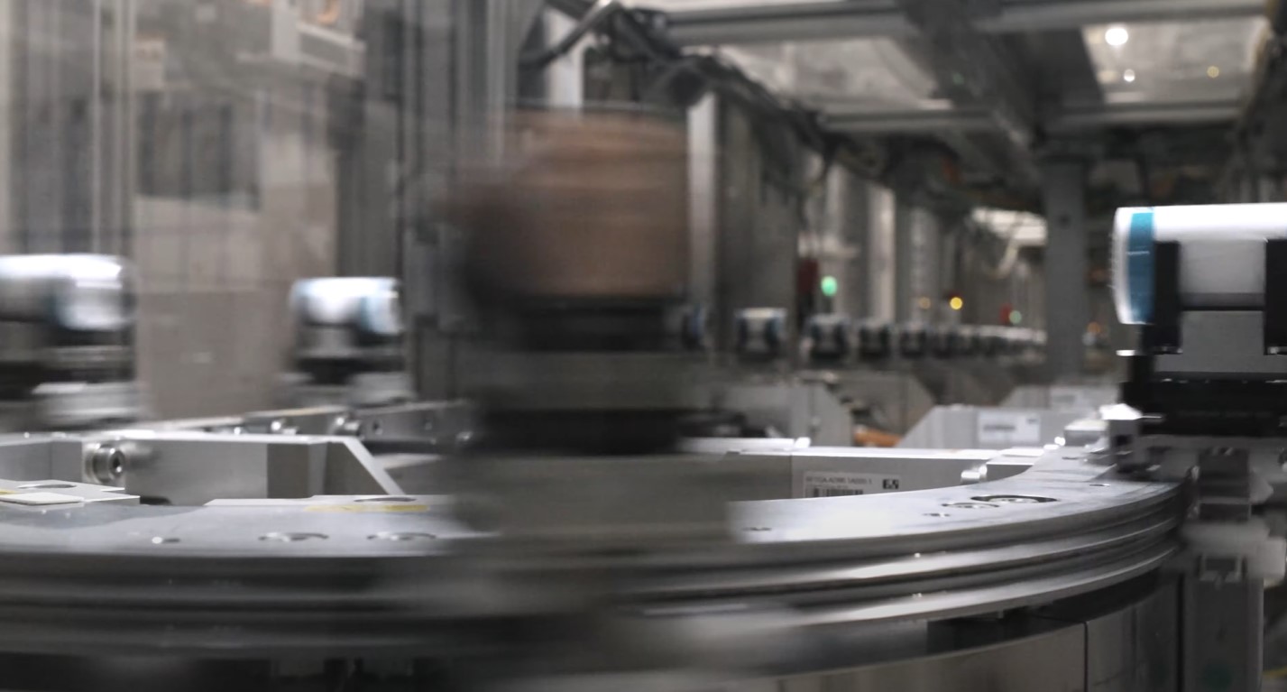 Tesla releases mesmerising video showing tens of thousands of new 4680 ...