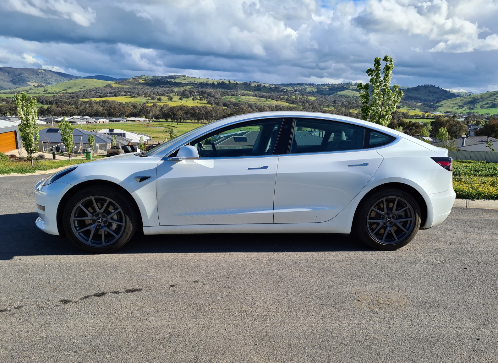 4 weeks is the new '2 weeks' with Tesla's FSD public beta to arrive in ...