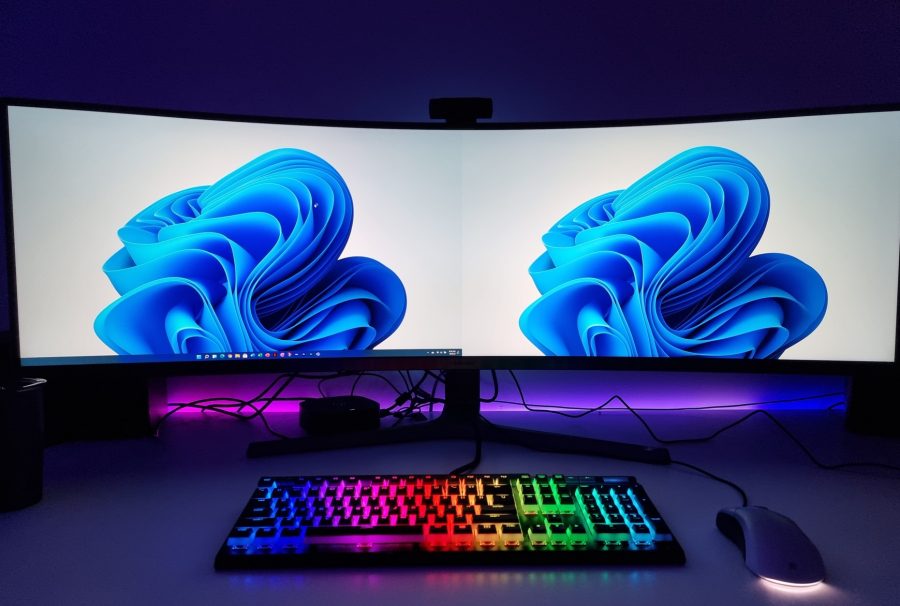 Windows 11 first impressions, impressive first build, very fast, lots ...