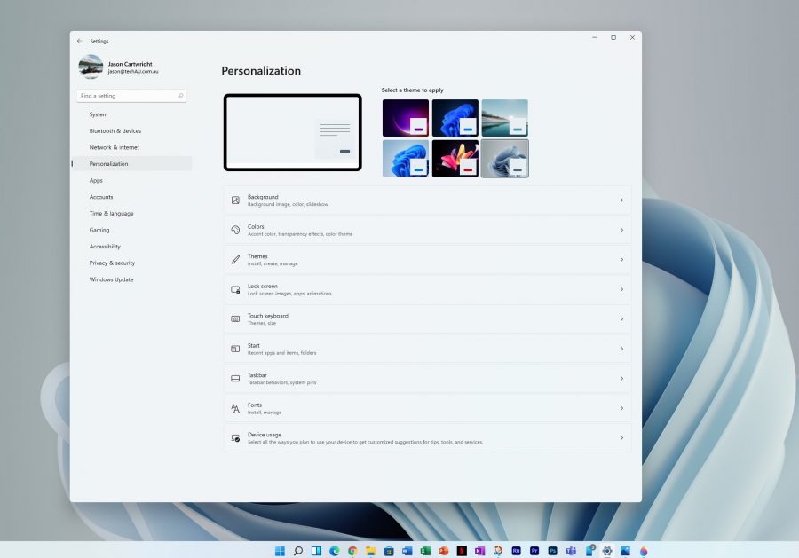 Windows 11 first impressions, impressive first build, very fast, lots ...