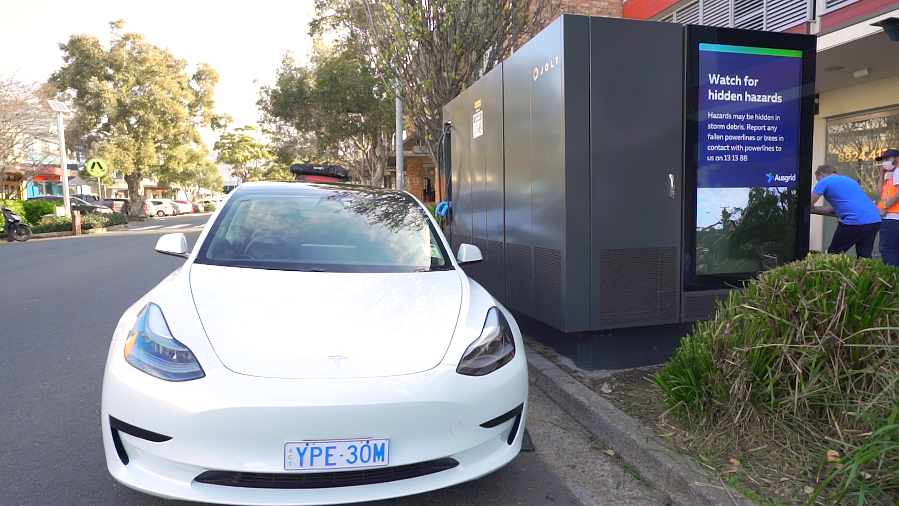 Ausgrid and JOLT open first of 500 street-side, Fast Electric Vehicle charging stations in ...