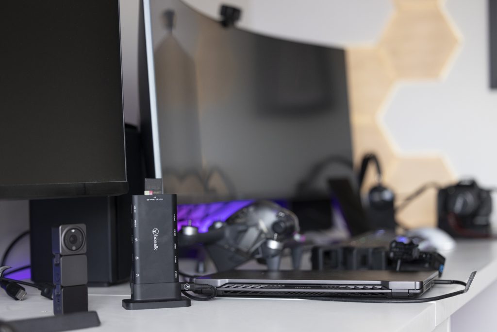 Review: Bonelk 14-in-1 desktop hub - techAU