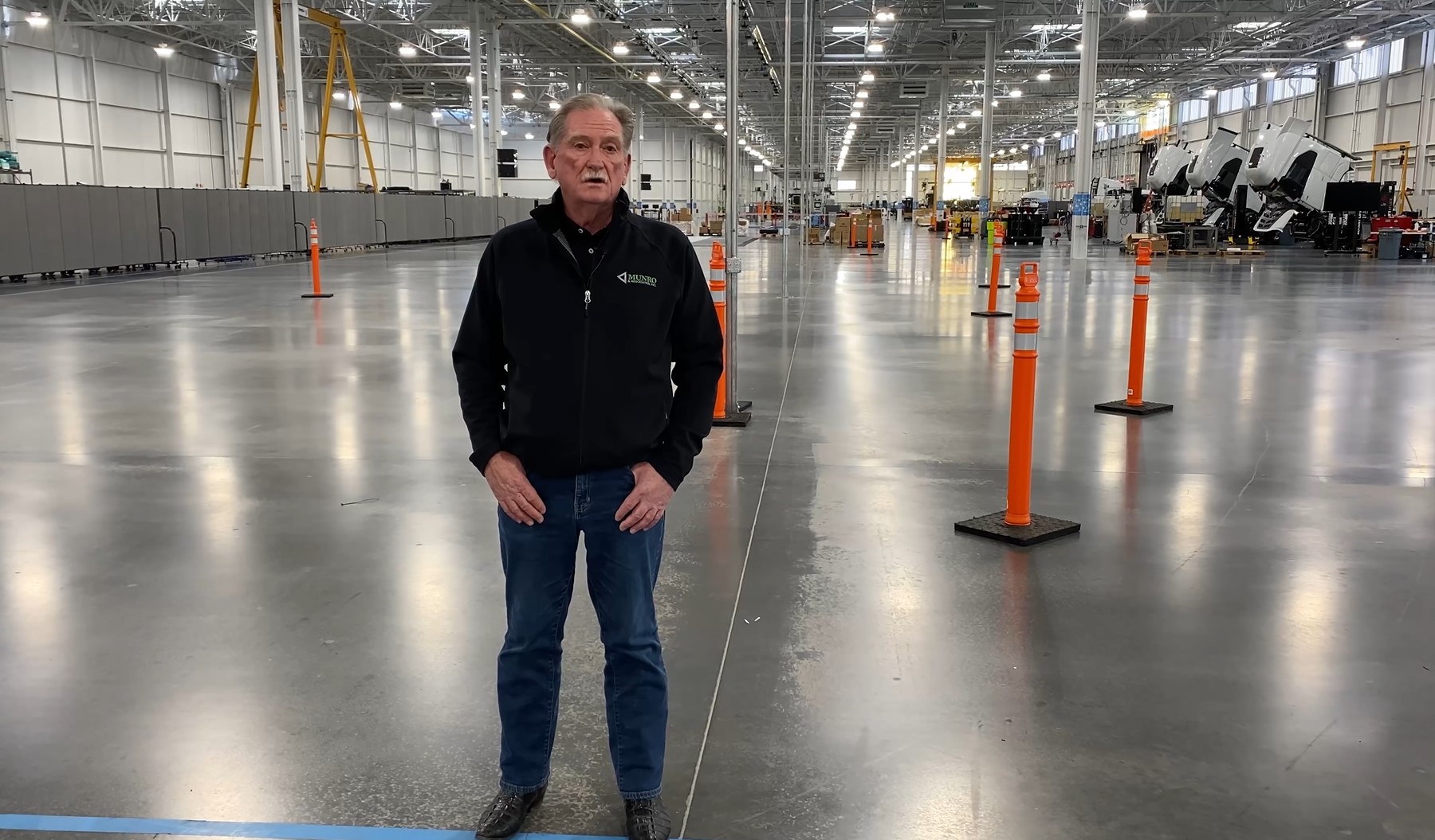 Sandy Munro shows off a very empty Nikola factory in Coolidge, Arizona ...