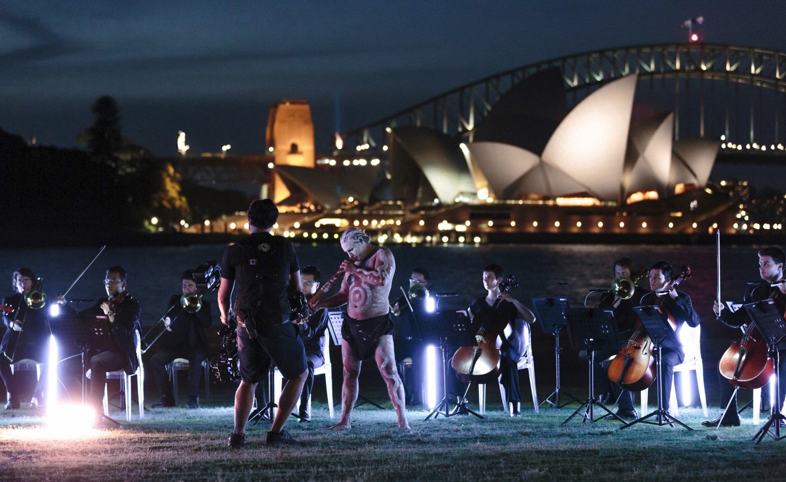 Xbox and Halo turn 20, Australia celebrates with performance on Sydney ...