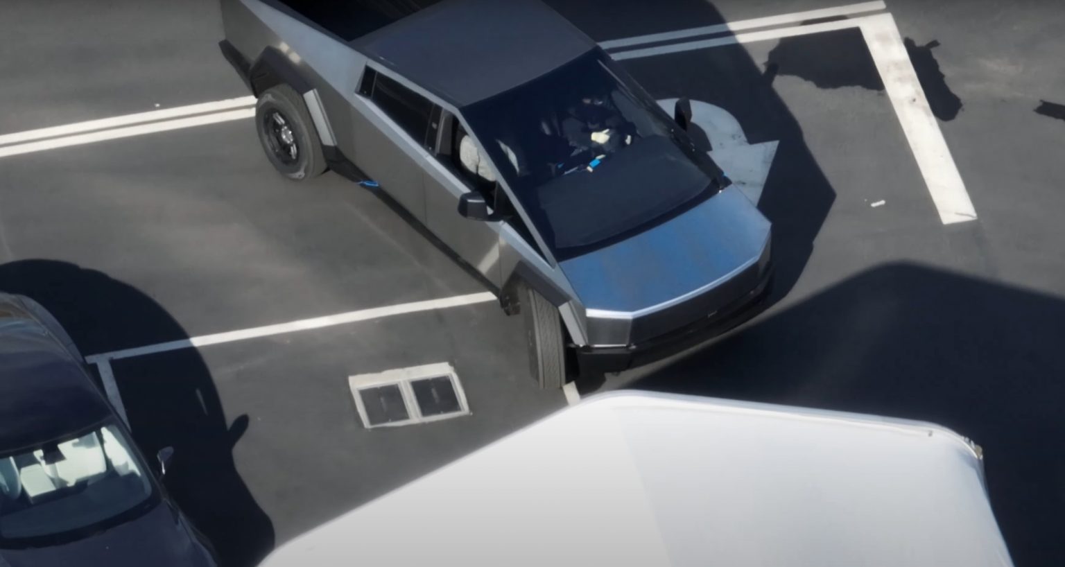 Updated Cybertruck spotted lapping Tesla test track, our best look new ...