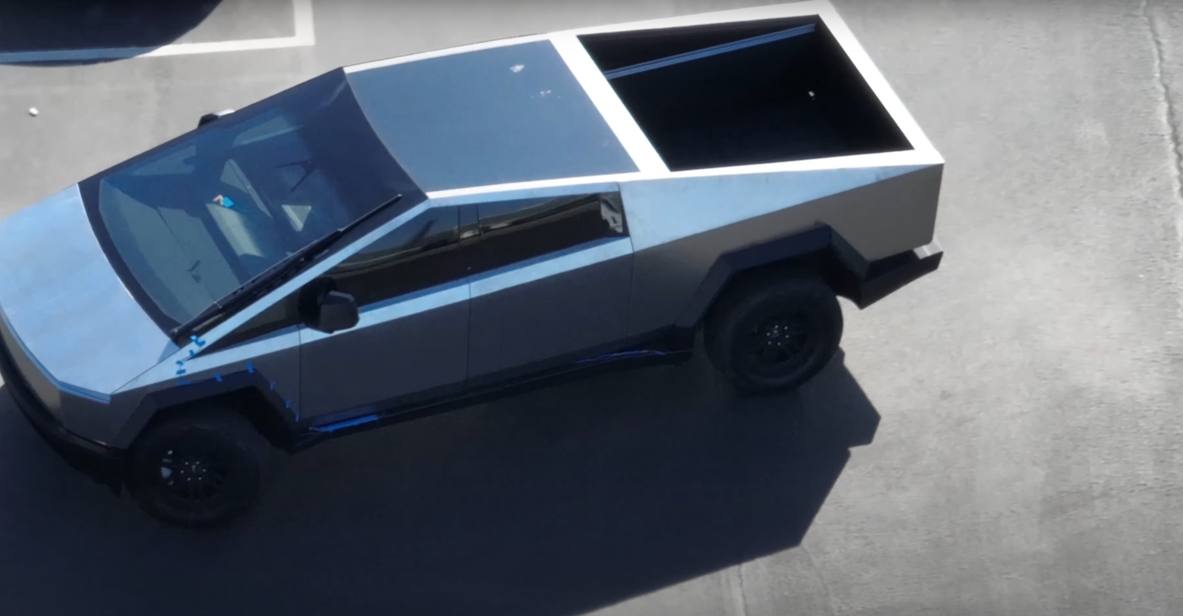 Updated Cybertruck spotted lapping Tesla test track, our best look new ...