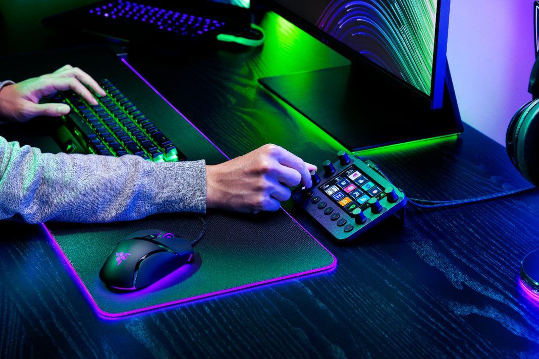 Razer just one-upped the Elgato Stream Deck.. 12 customizable 6 tactile ...