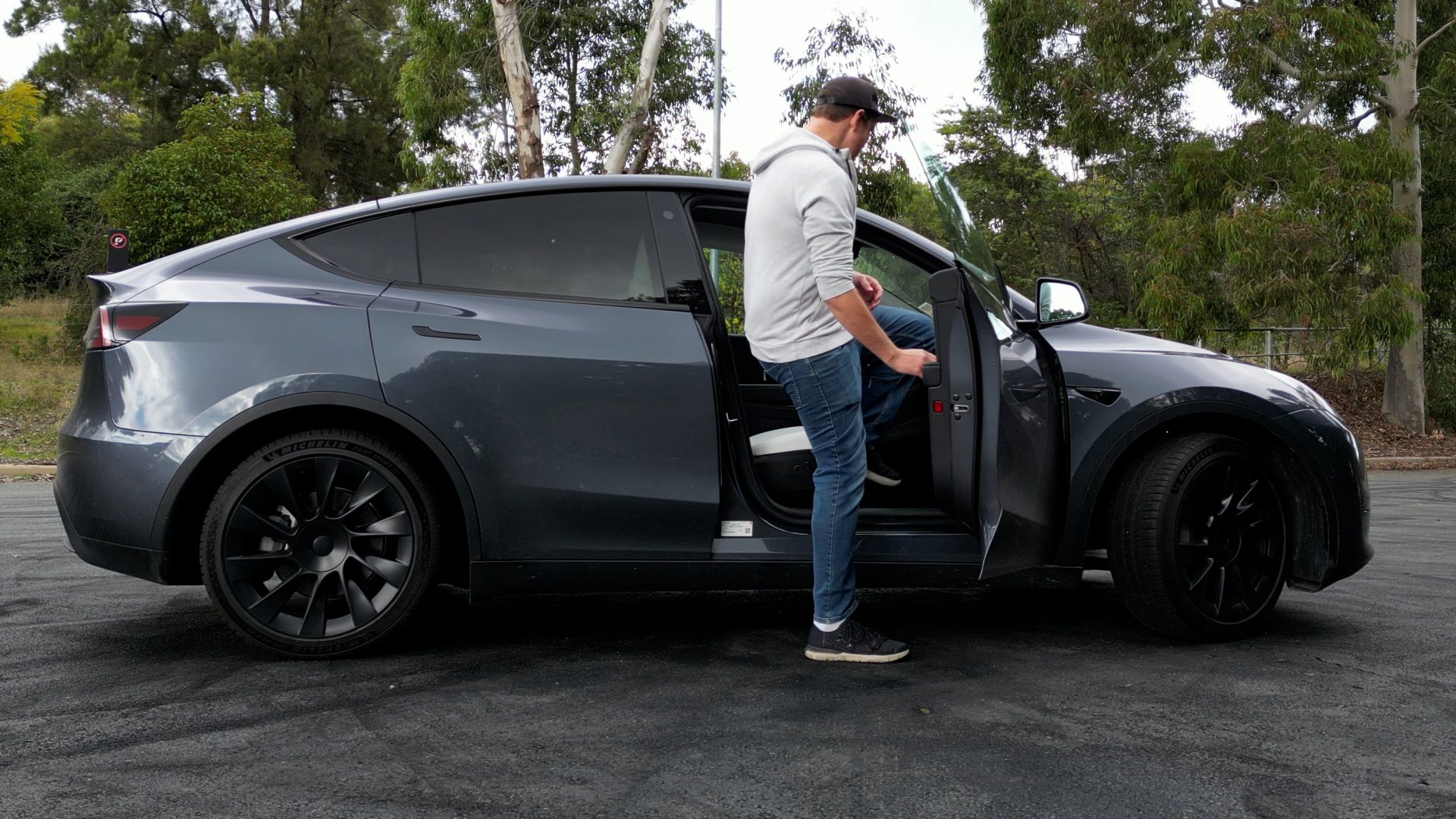 REVIEW: Tesla Model Y, Australia is about to fall in love with the ...