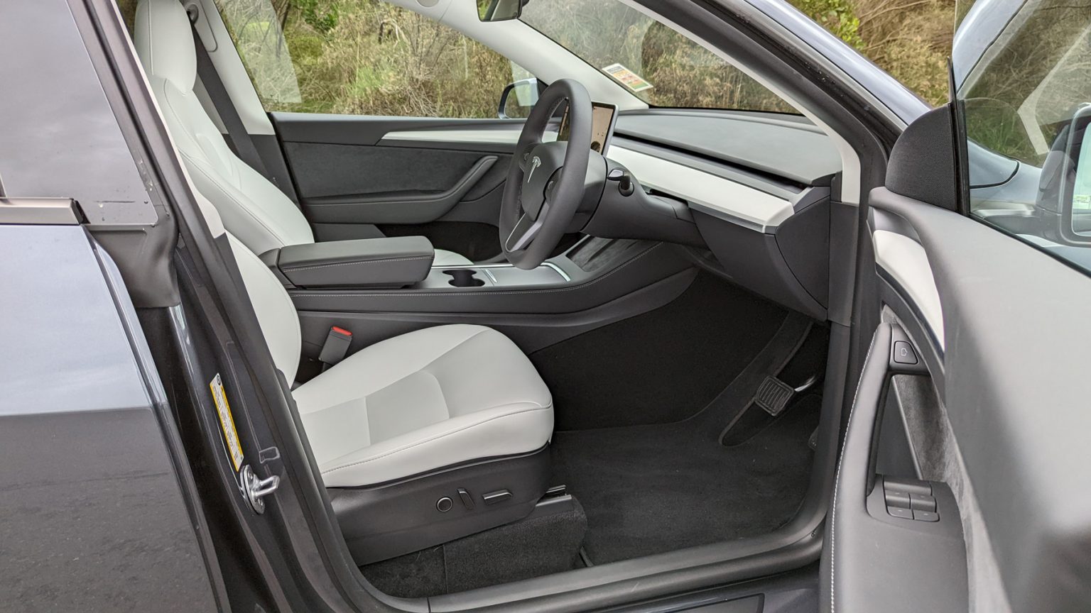 REVIEW: Tesla Model Y, Australia is about to fall in love with the ...