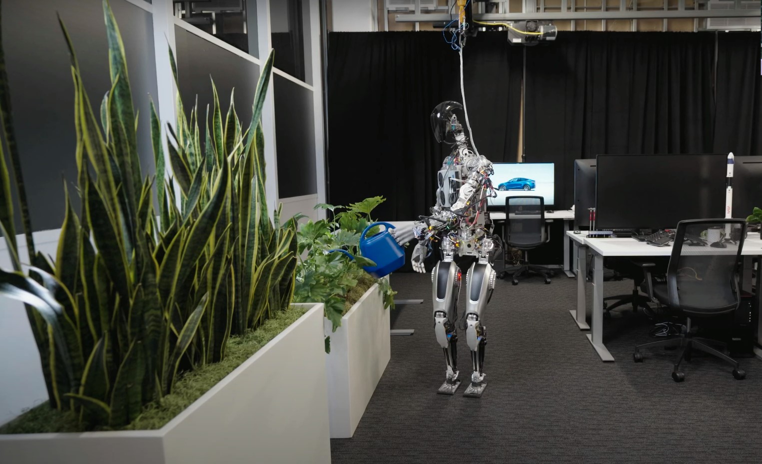 Reflections on Tesla's Humanoid Robot - techAU