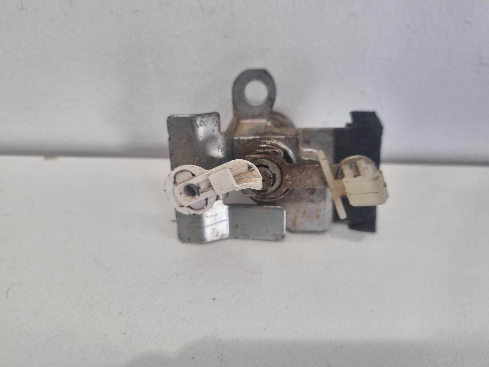 Door/Boot/Gate Lock Hiace Toyota 2013