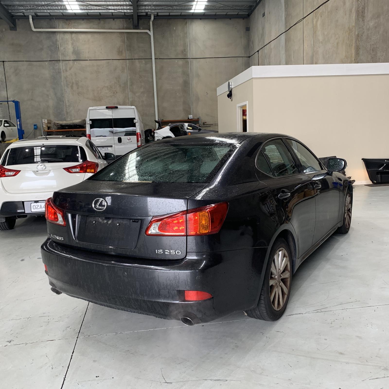 Side Step/Skirt Is250/is250c Lexus 2009